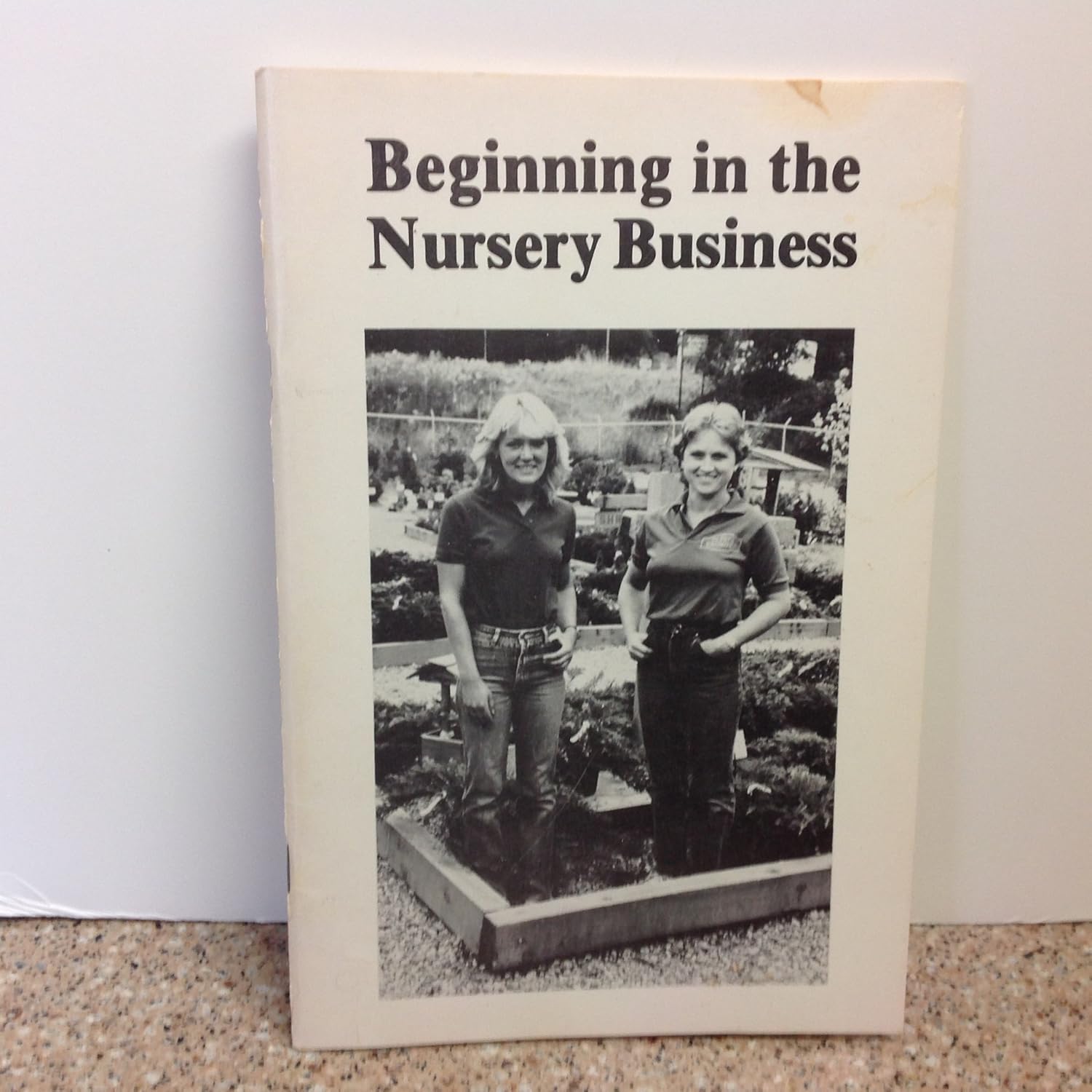 Beginning in the Nursery Business: Pinney, John: 9781887632546: Amazon ...