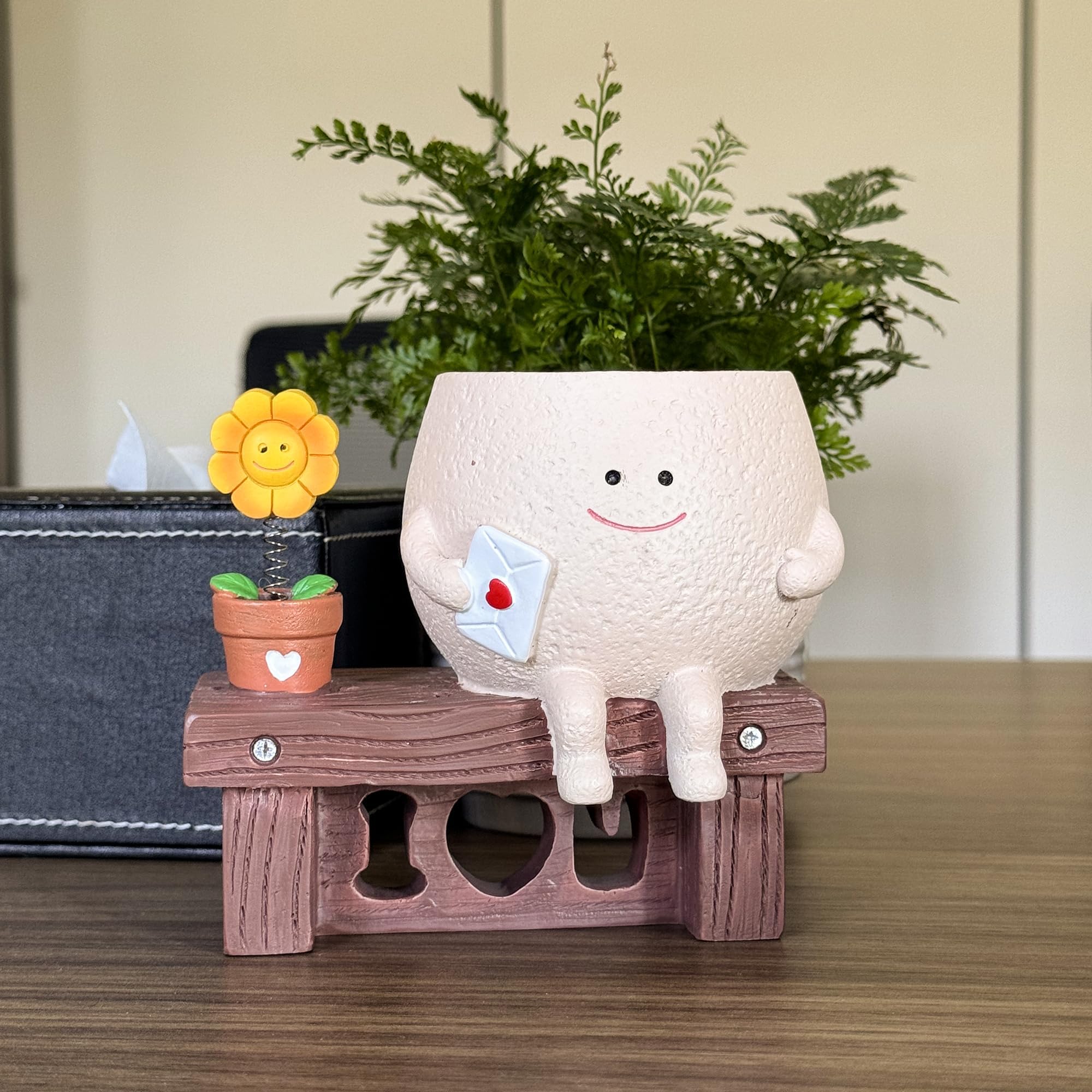 Amazon.com : Tuenmofun Cute Funny Resin Bench Smiley Face Plant Pot ...