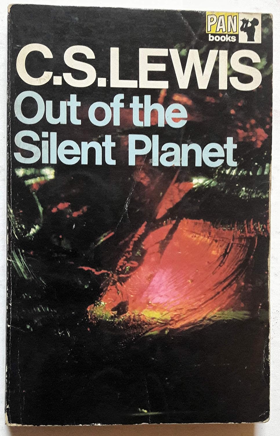 Amazon.com: Out of the Silent Planet: Lewis, C. S.: Books