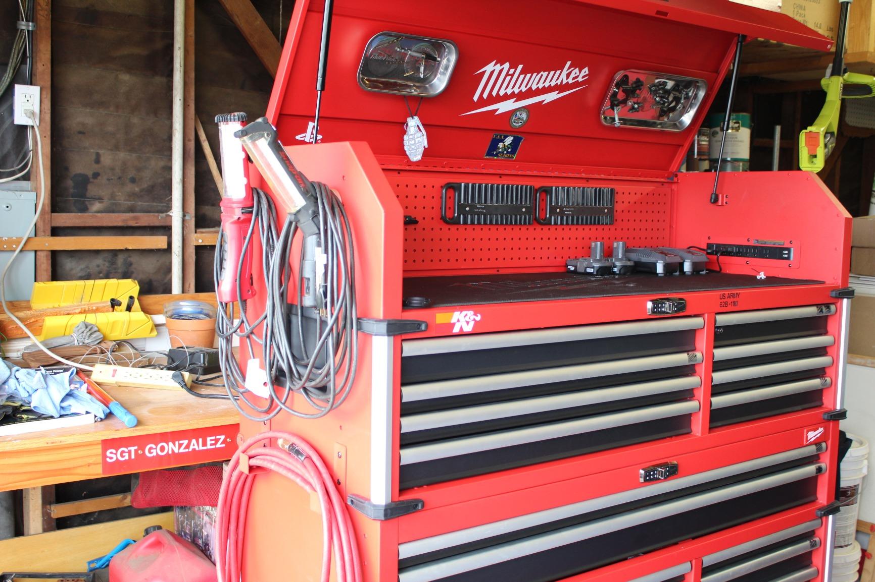 $108/mo - Finance Milwaukee 56" Premium 18-Drawer Tool Box Chest and ...