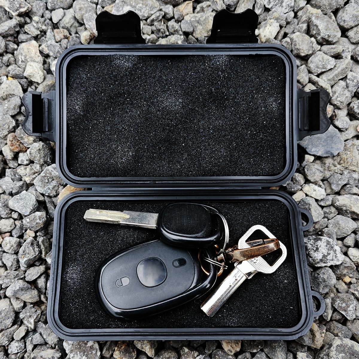 Amazon.com: Magnetic Key Holder Under Car,Car Key Holder,Weatherproof ...