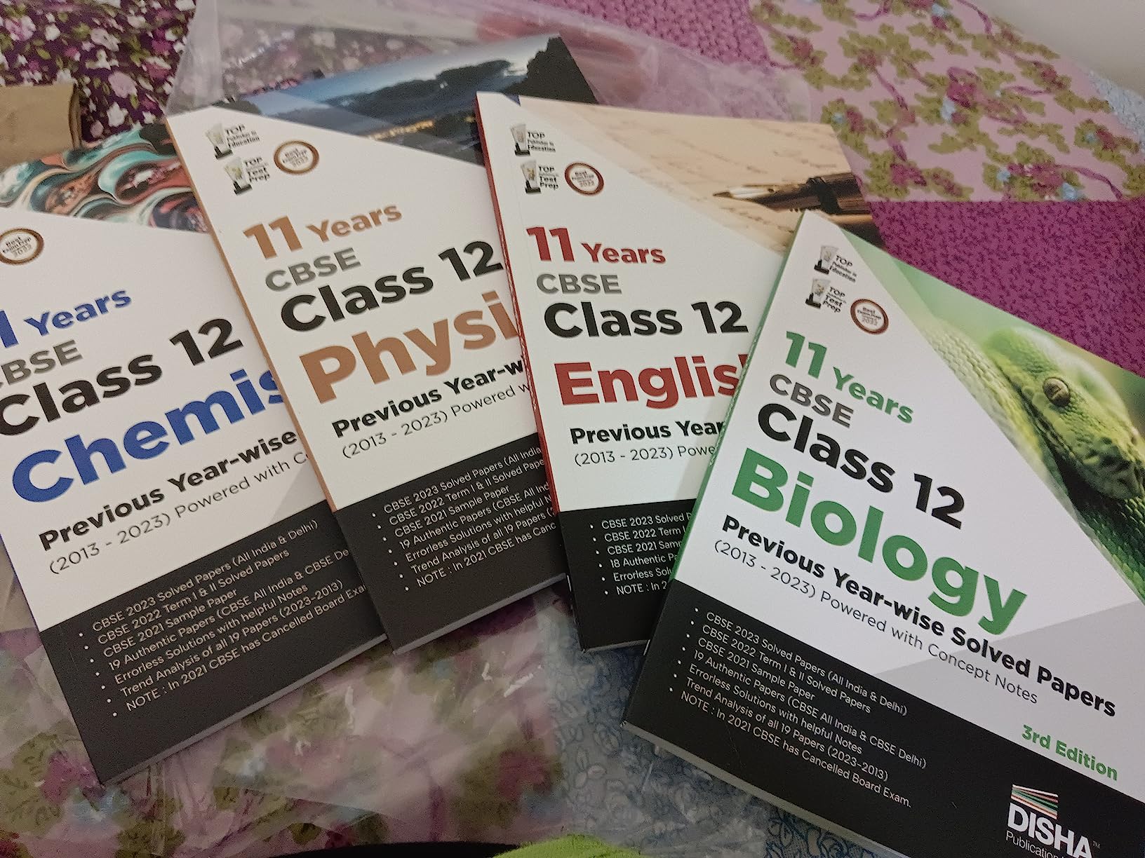 Combo (set of 4 Books) 11 Years CBSE Class 12 Physics, Chemistry ...