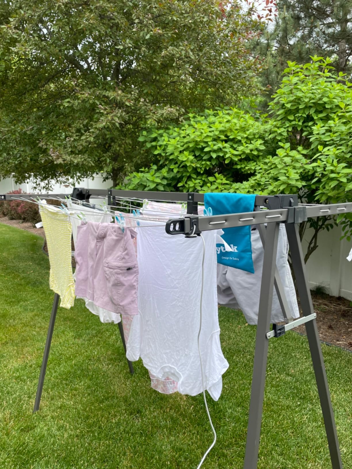 Amazon.com: Daytek Portable A-Frame Clothesline, 72 Feet Drying Space ...