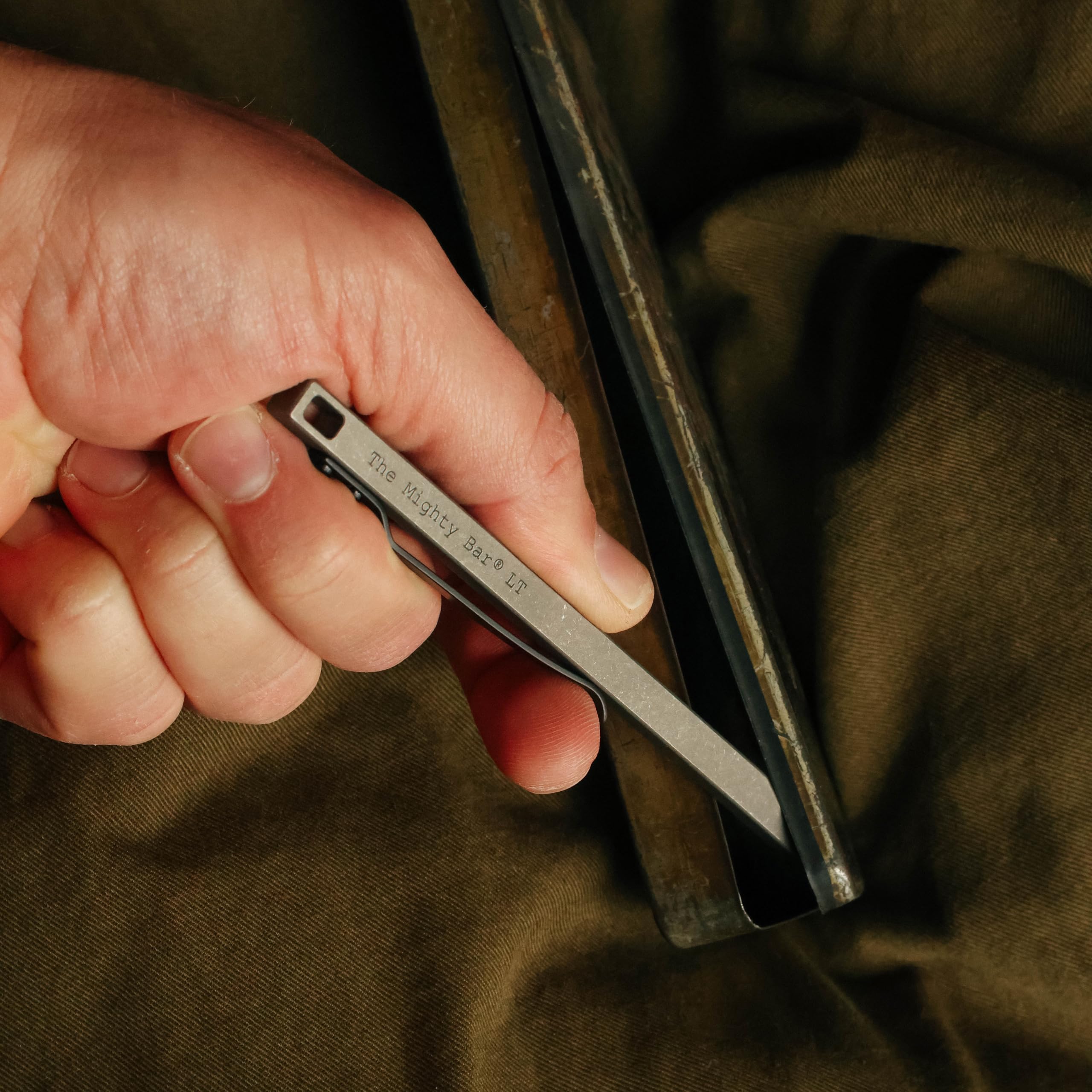 Snapklik.com : The Mighty Bar LT, Long Titanium Edition Pry Bar Tool ...