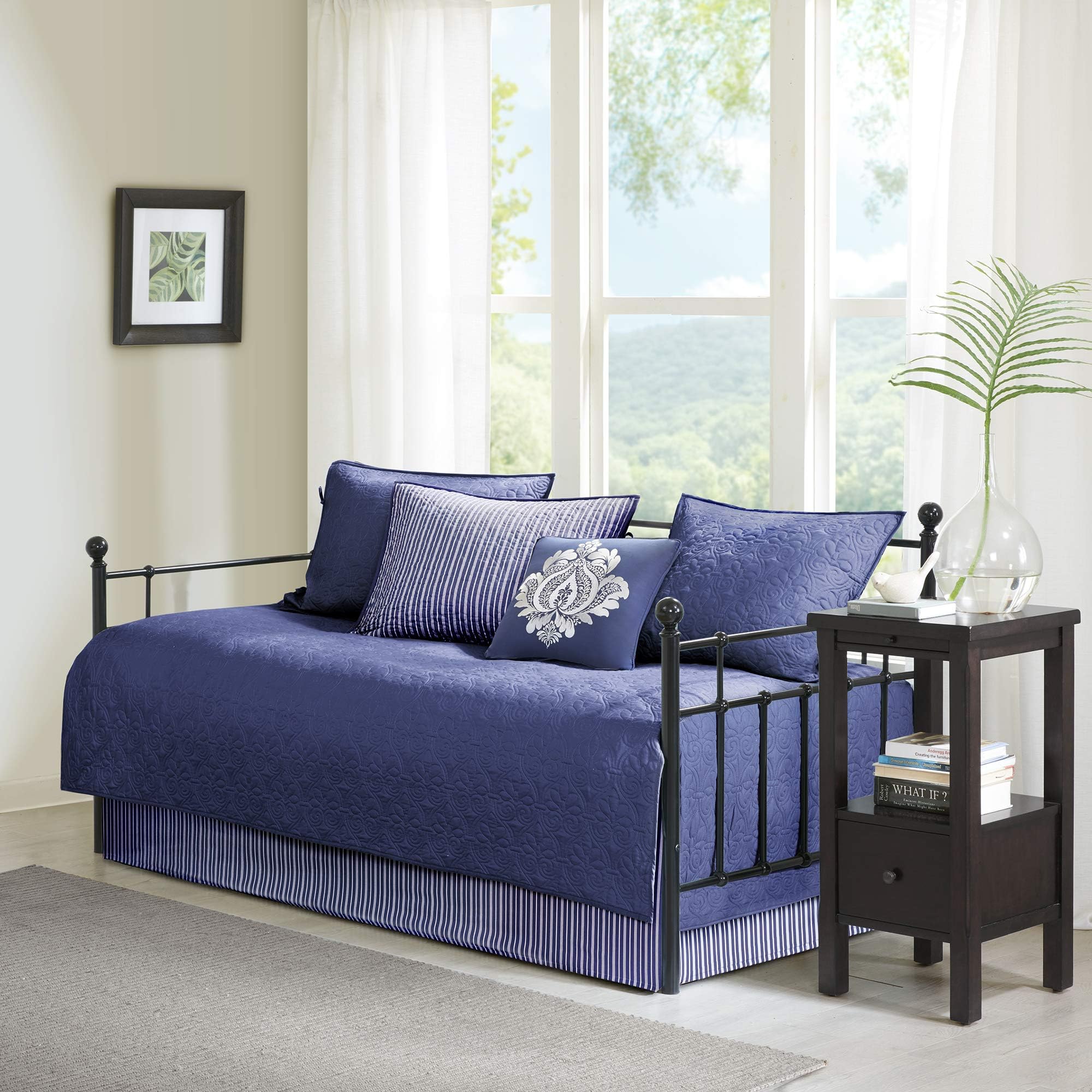 Amazon.com: 6 Piece White Floral Daybed Set Bedding, Geometric Coastal ...
