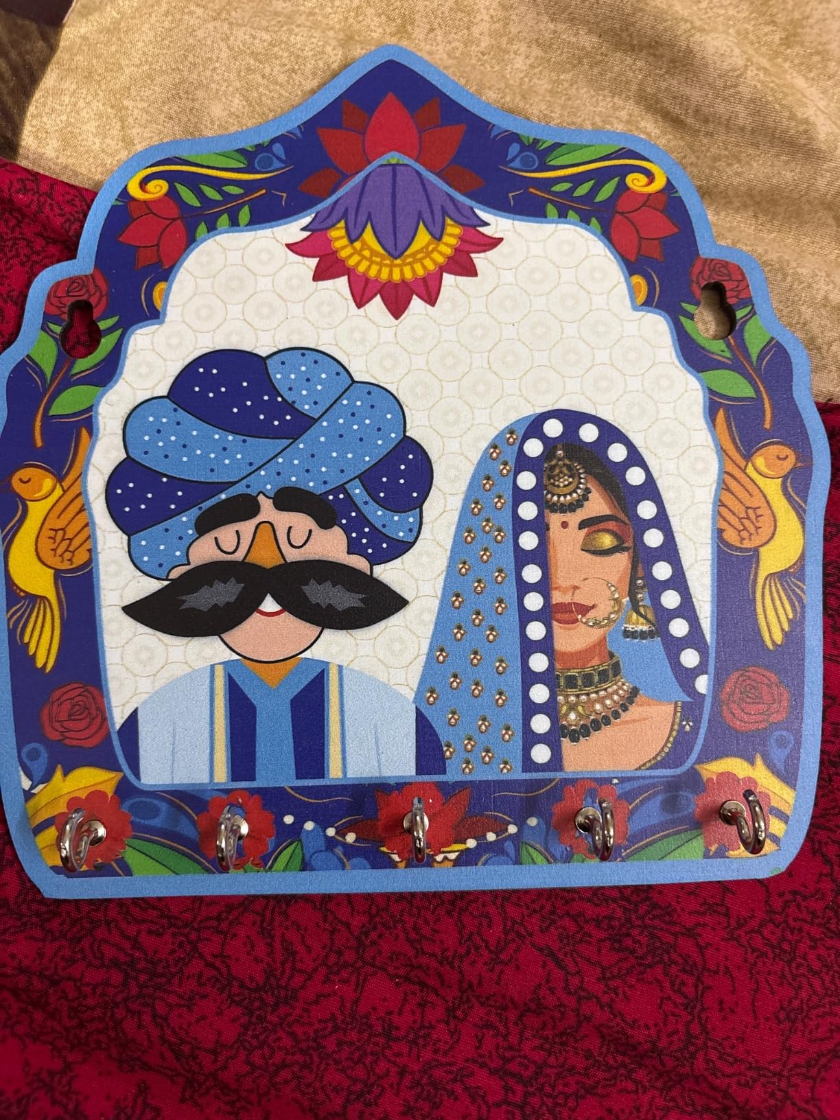 APS ART PLUS STORE Wooden MDF Printd 5 Stainless Steel Hooks Key Holder ...