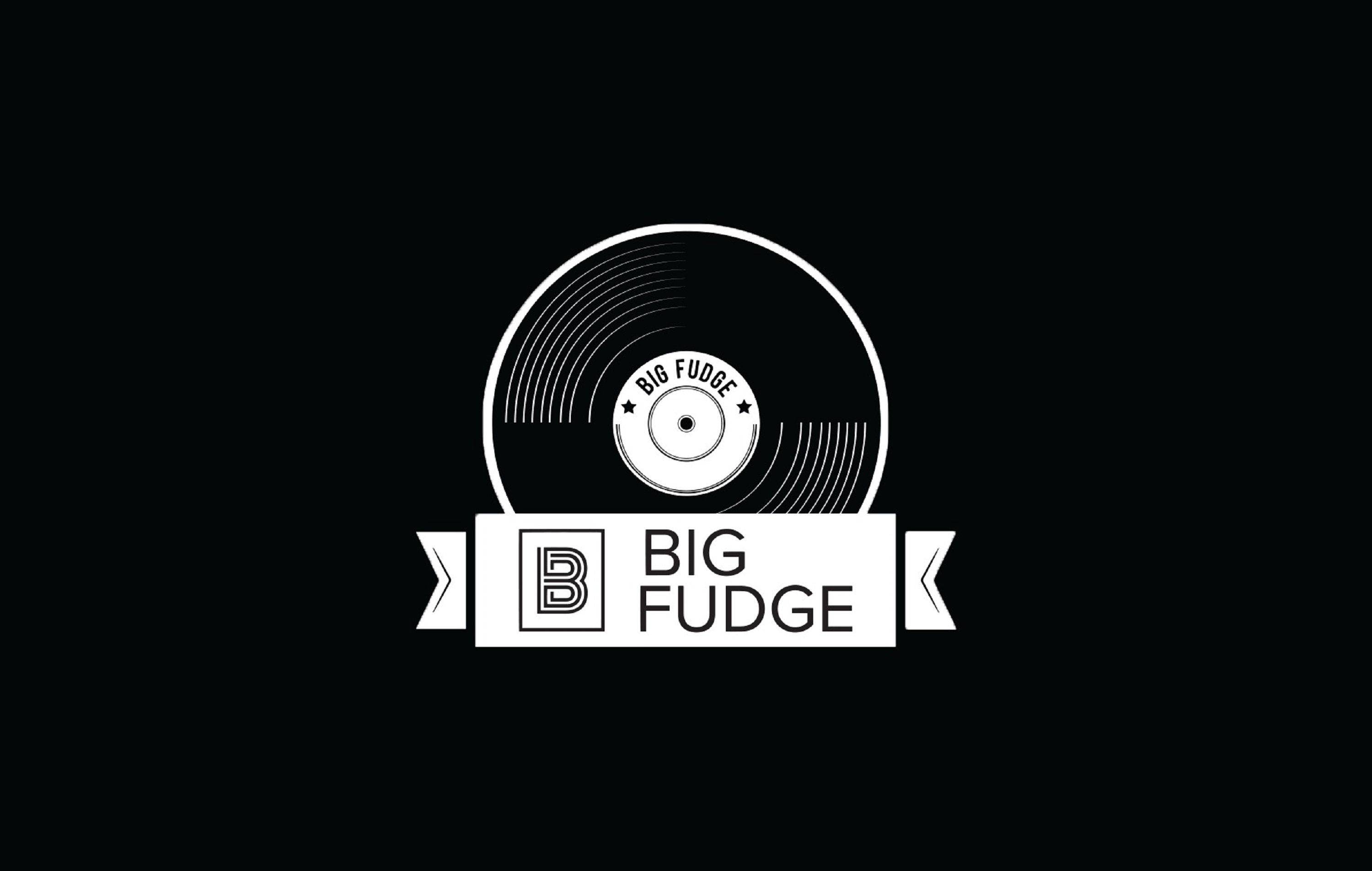 Watch Big Fudge 4-in-1 Cleaning Kit Review on Amazon Live