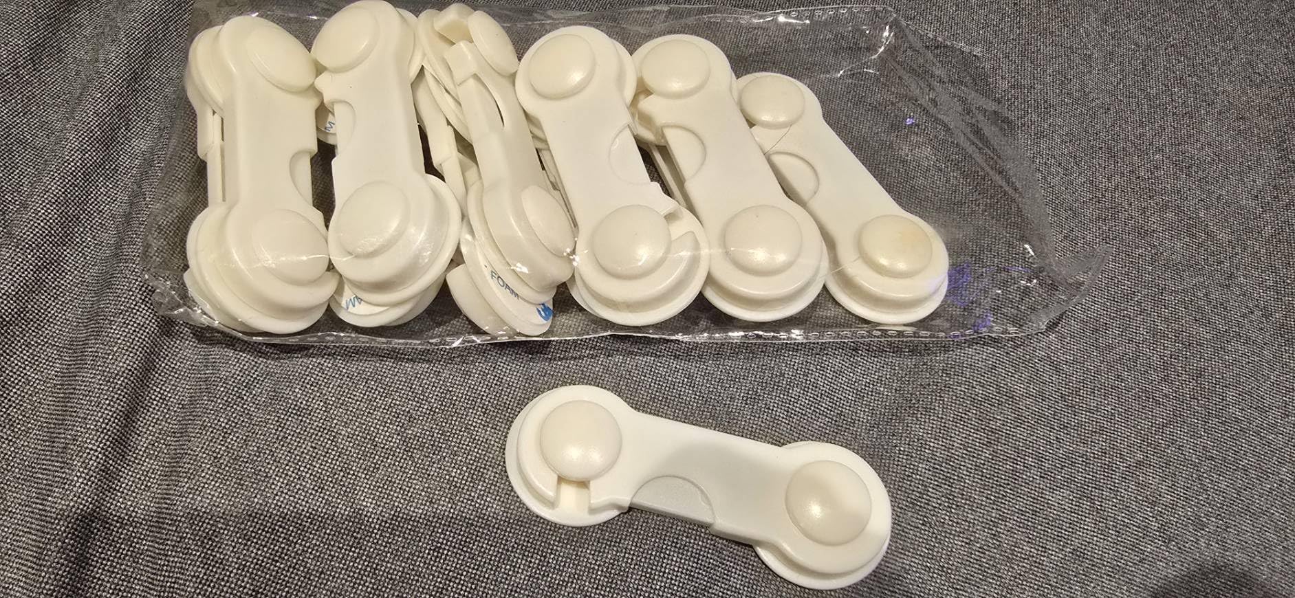 BLUEQUE Child Safety Locks - 12Pack Child Proof Locks for Cabinet Doors ...