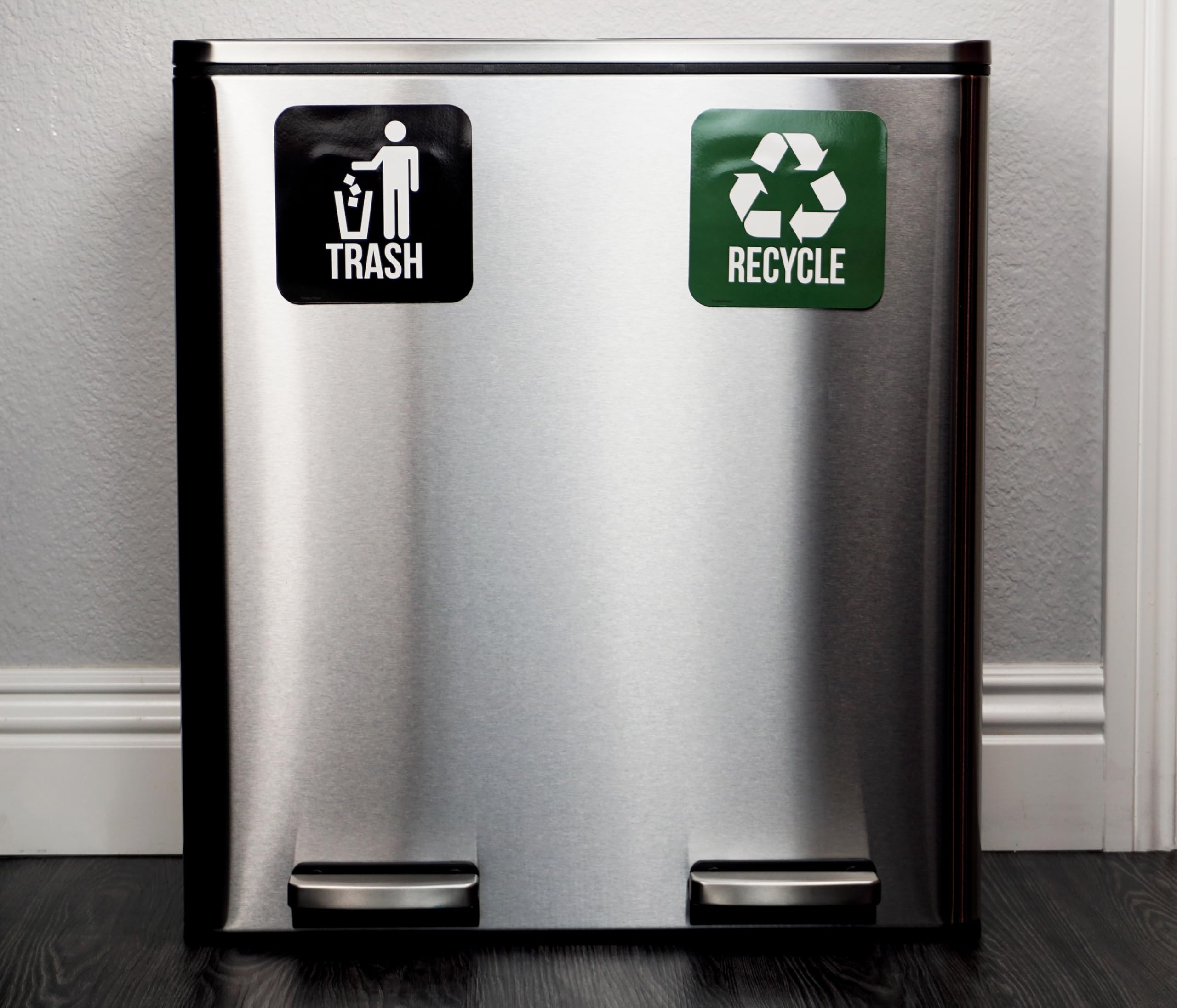 Snapklik.com : Recycle And Trash Magnets For Kitchen Trash Cans And ...