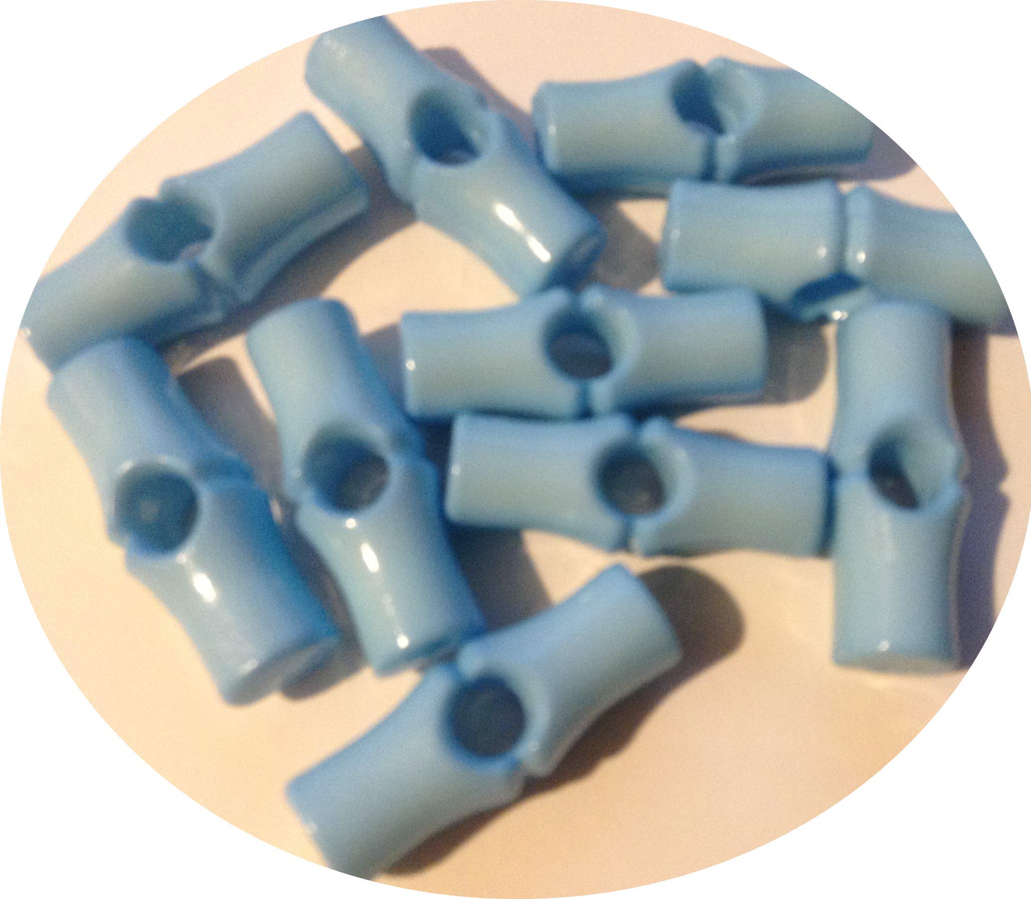 10 x 25mm Blue Plastic Toggle Buttons. These Buttons are Plastic with a ...
