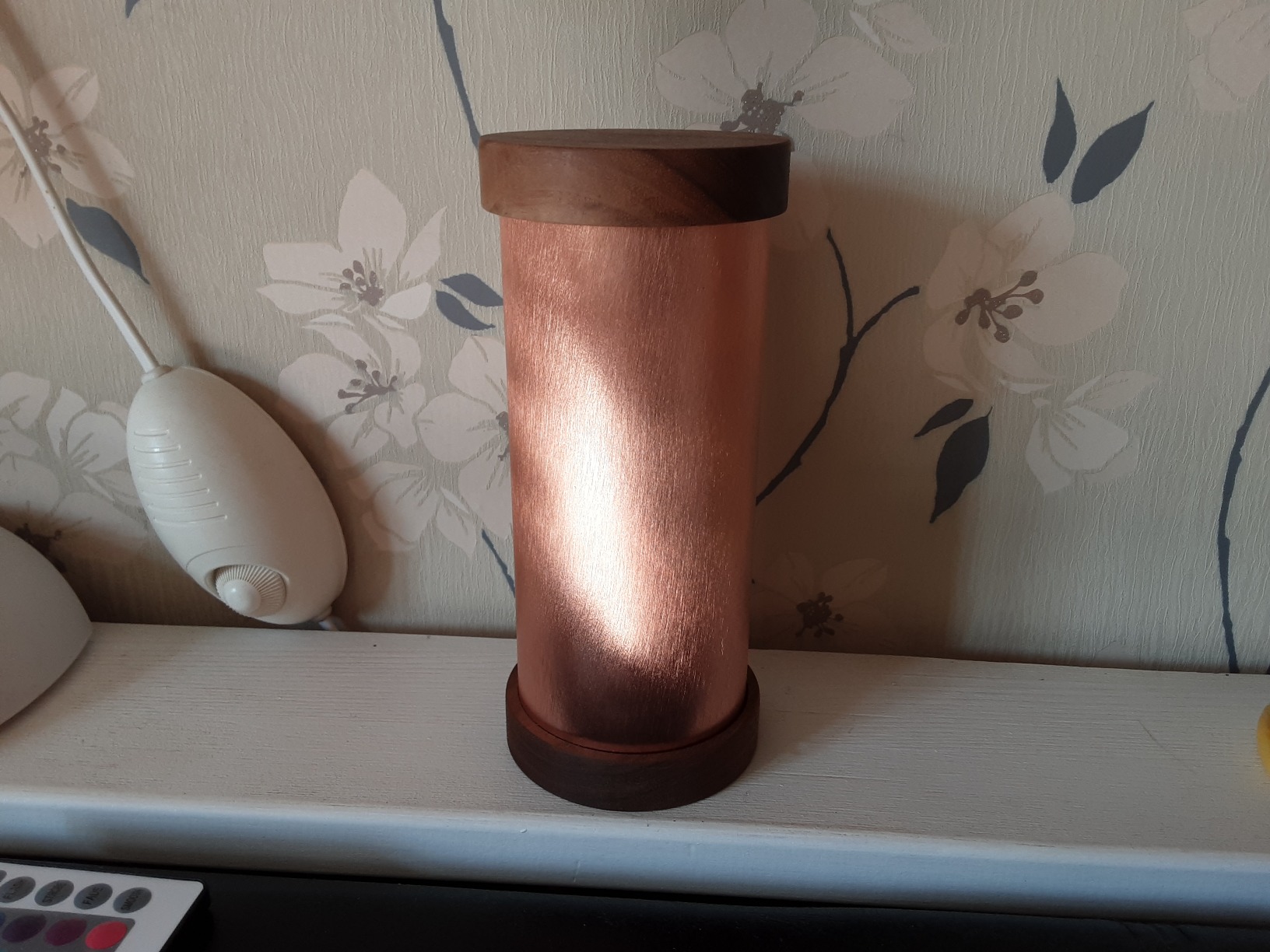 Waveguard Qi-Shield, Harmonising EMF Protection Device - 2.5m Radius ...