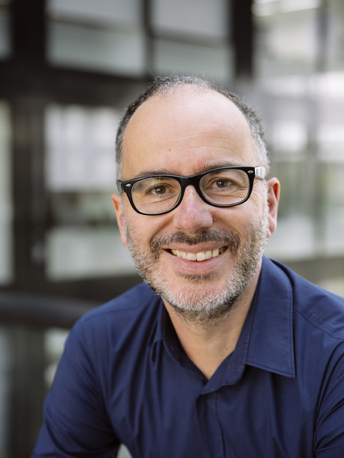 Amazon.de: Frank Zimmer: Bücher, Biographie, neuestes Aktualisierung