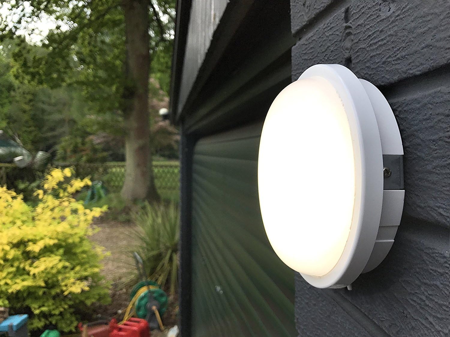 LightHub 15W 4000K LED IP65 Outdoor Wall Surface Flush Mounted Round ...