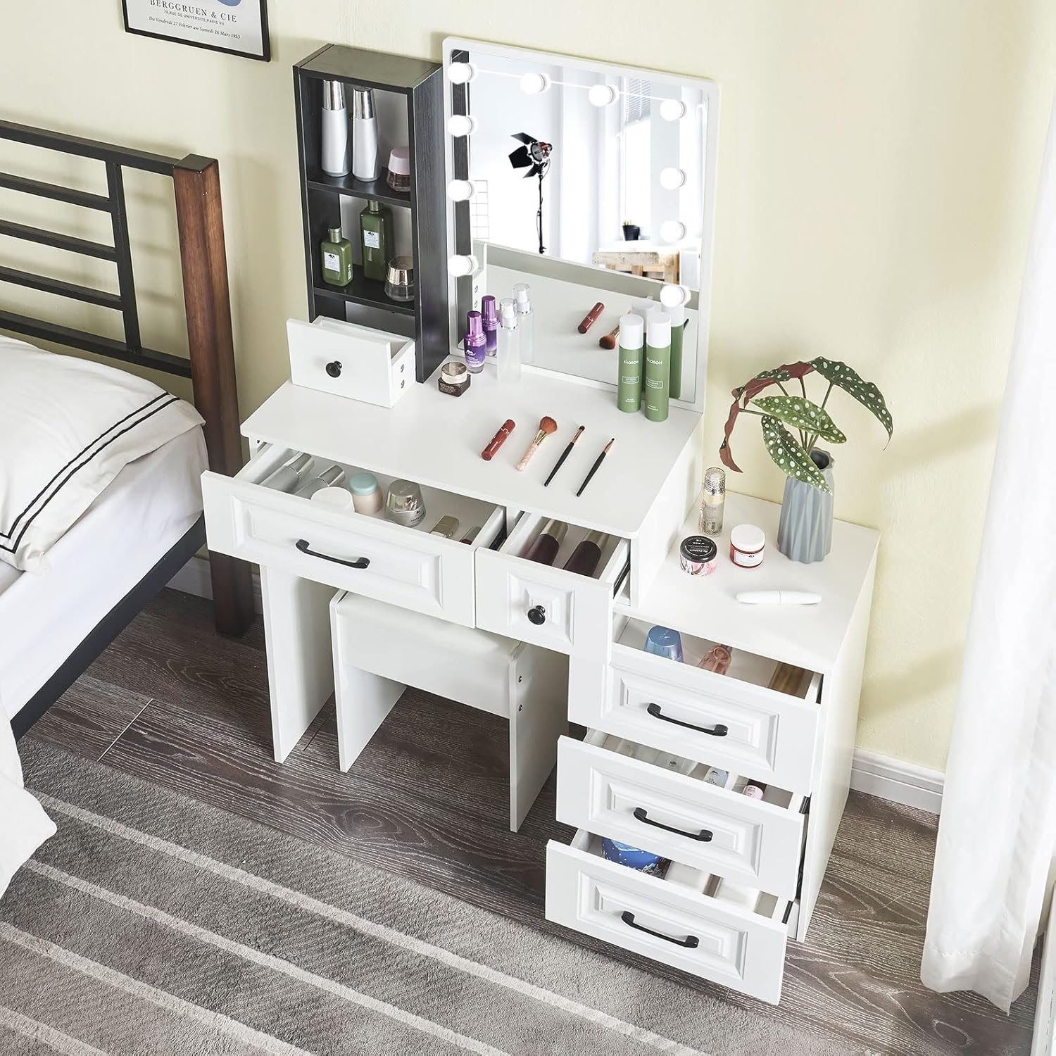 Amazon.com: JBLCC Makeup Vanity with Lights Mirror, Makeup Table Set ...