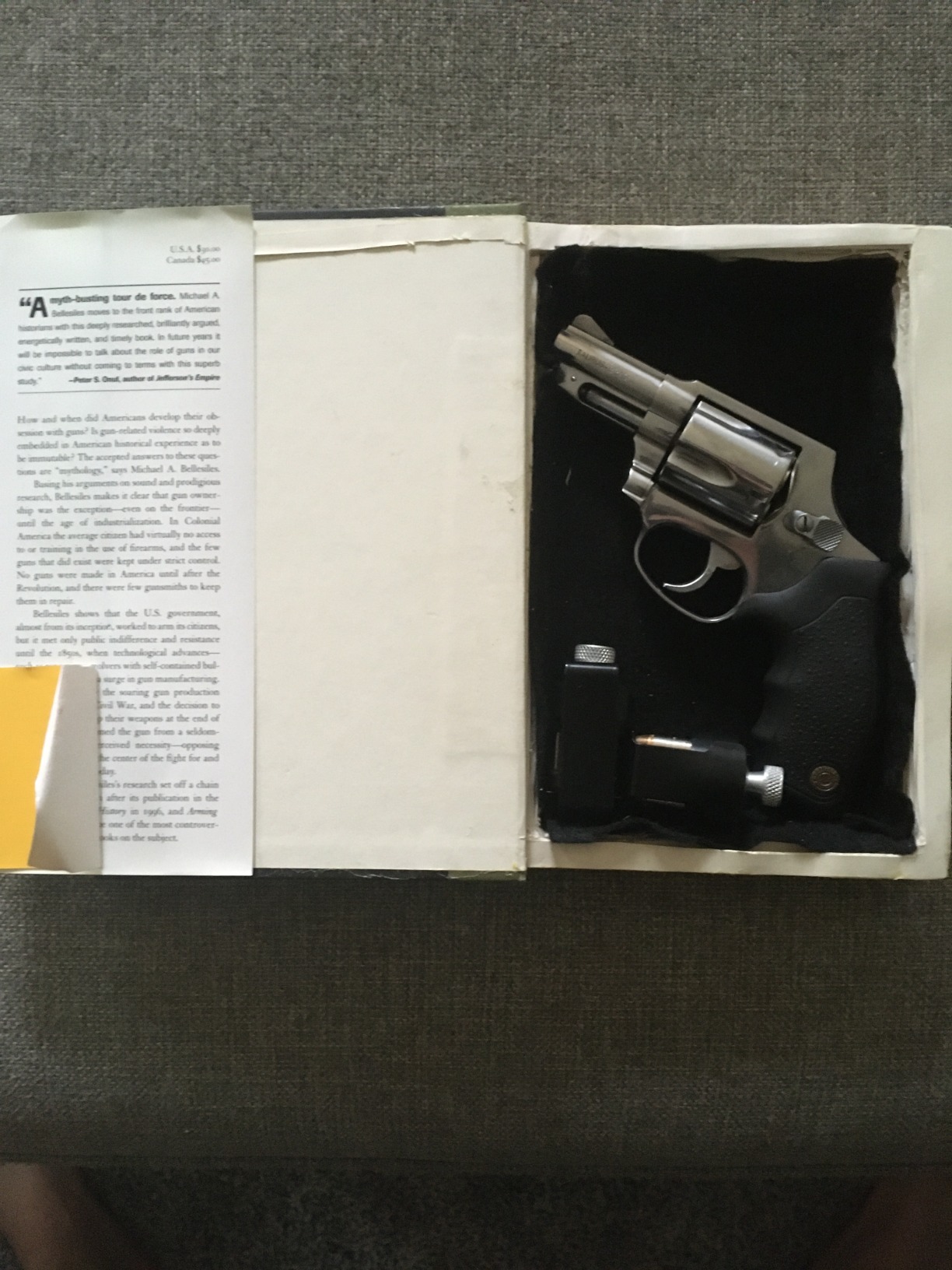 Arming America: The Origins of a National Gun Culture: Bellesiles ...