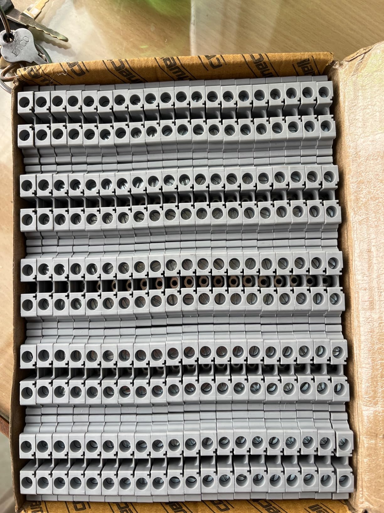 Connectwell CTS6U 41 Amp 6 Sq. mm Grey Terminal Block Pack of 100 ...