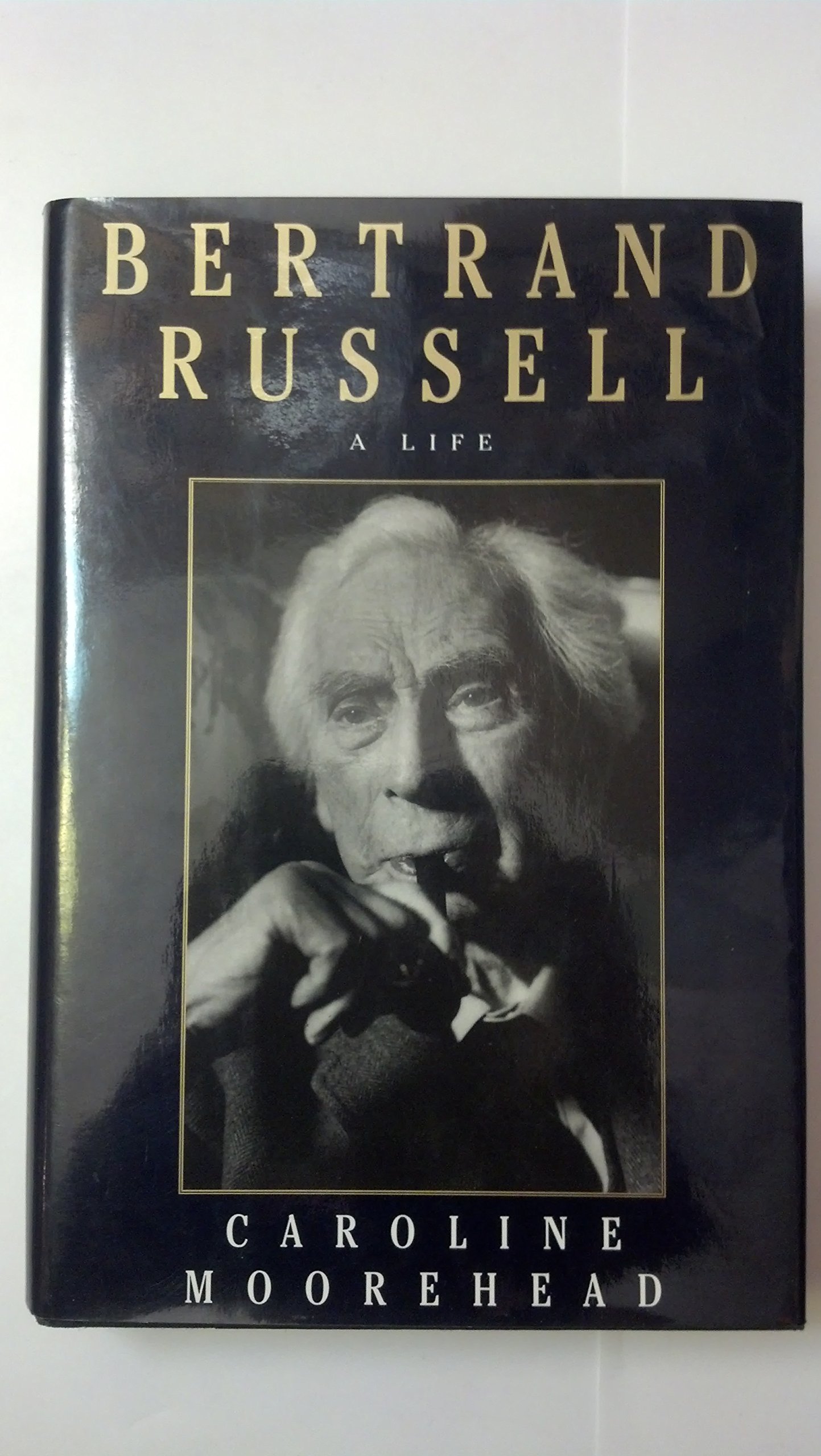 Bertrand Russell: A Life: Moorehead, Caroline: 9780670850082: Amazon ...