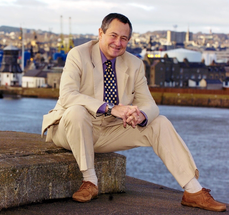 Amazon.co.uk: Paul Henke: books, biography, latest update