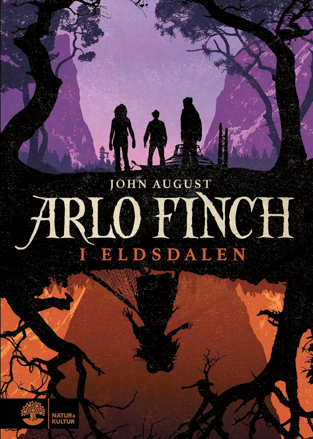 Arlo Finch i Eldsdalen: August, John: 9789127154490: Amazon.com: Books