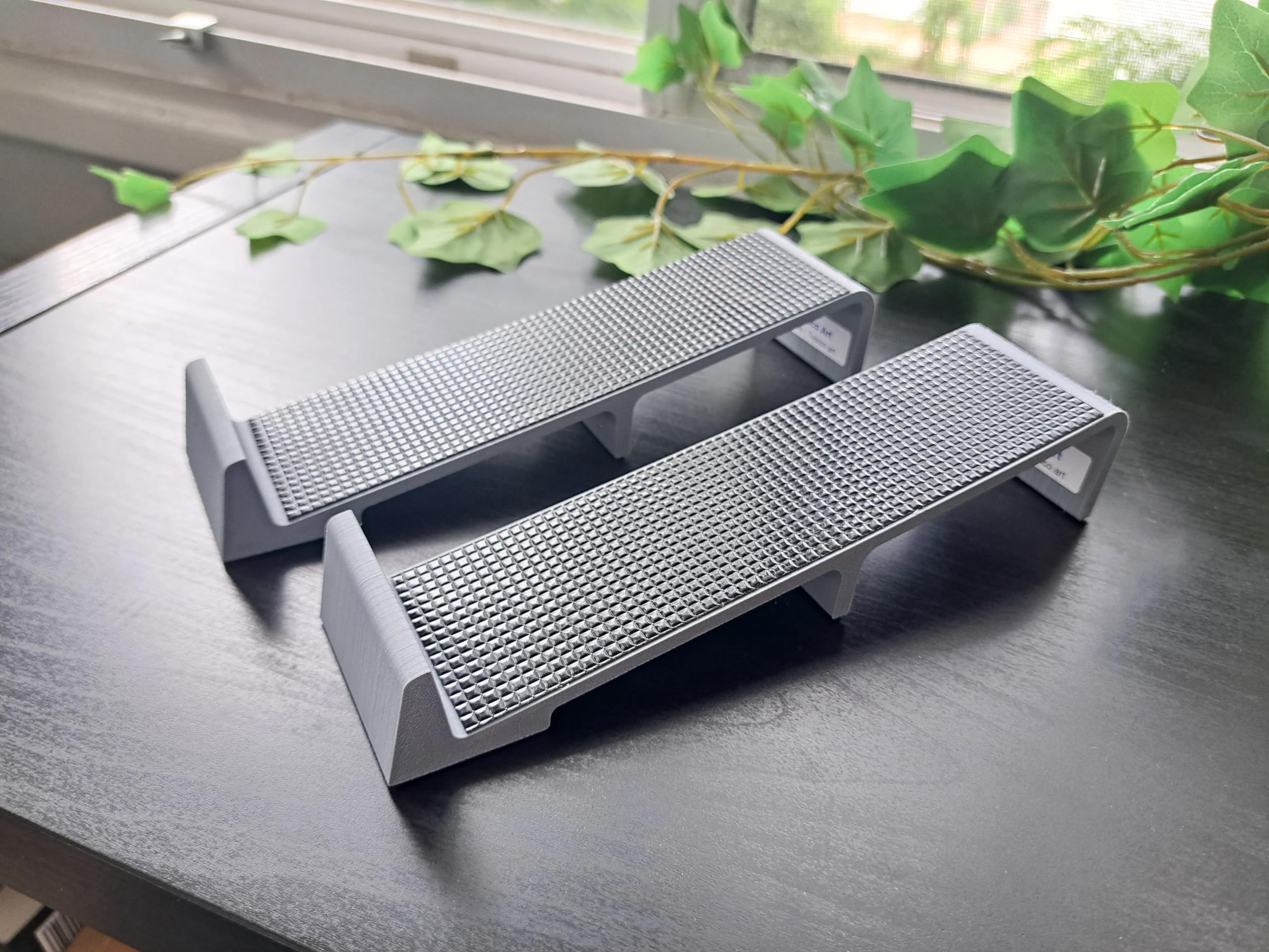 Amazon.com: Generic Ergonomic Sewing Machine Tilt Table Platform - Non ...