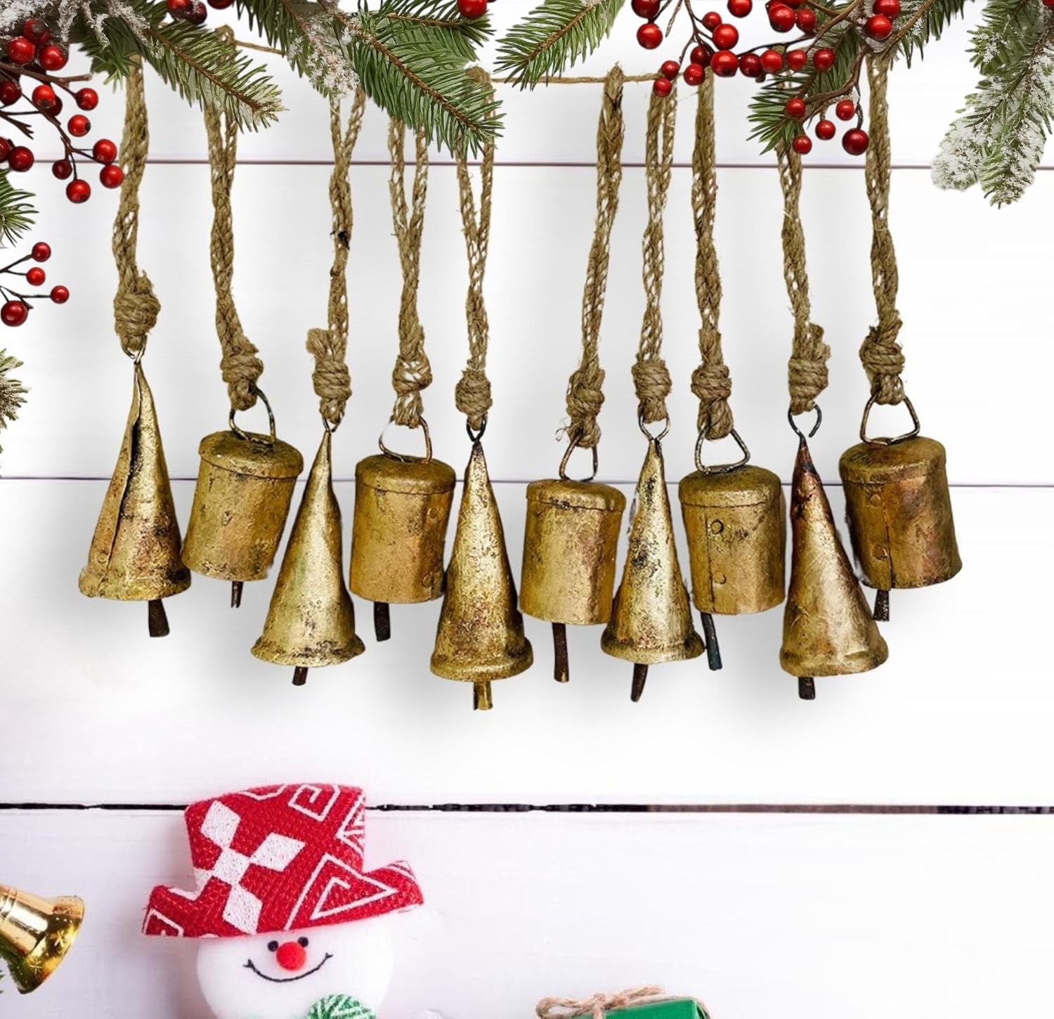 Amazon.com: Mie Creations Set of 10 Rustic Vintage Christmas Bells, Tin ...