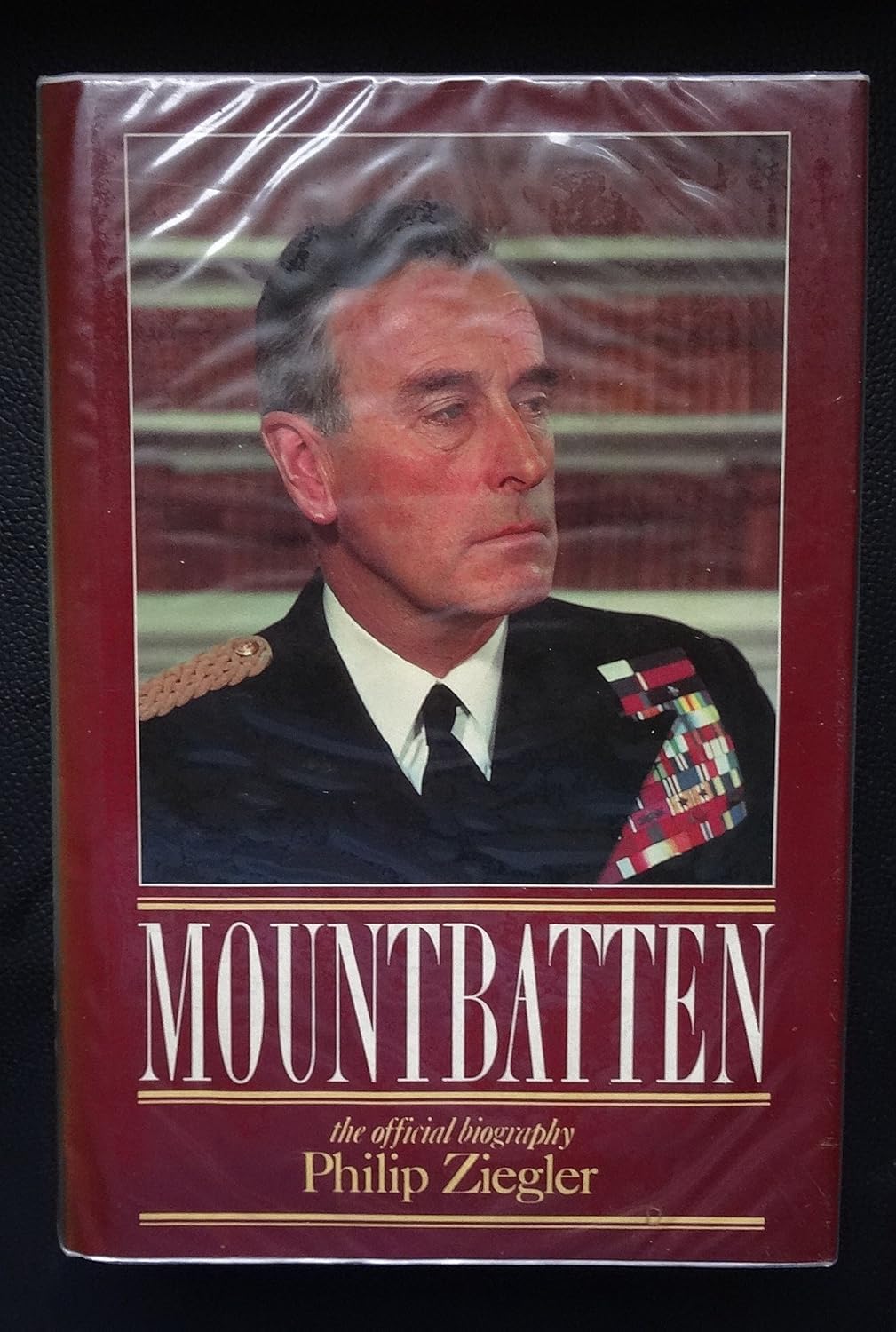 Amazon.com: Mountbatten: The official biography: 9780002165433: Ziegler ...
