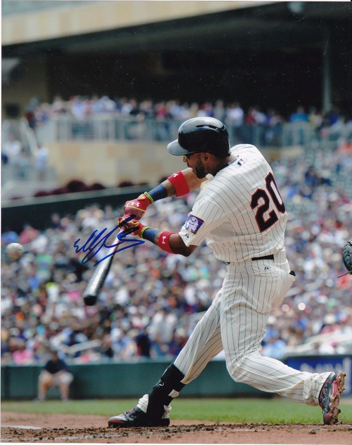 Autographed Eddie Rosario Photograph - 8x10 - Autographed MLB Photos at ...
