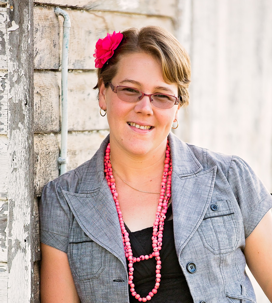 Amazon.com: Lucy Thompson: books, biography, latest update