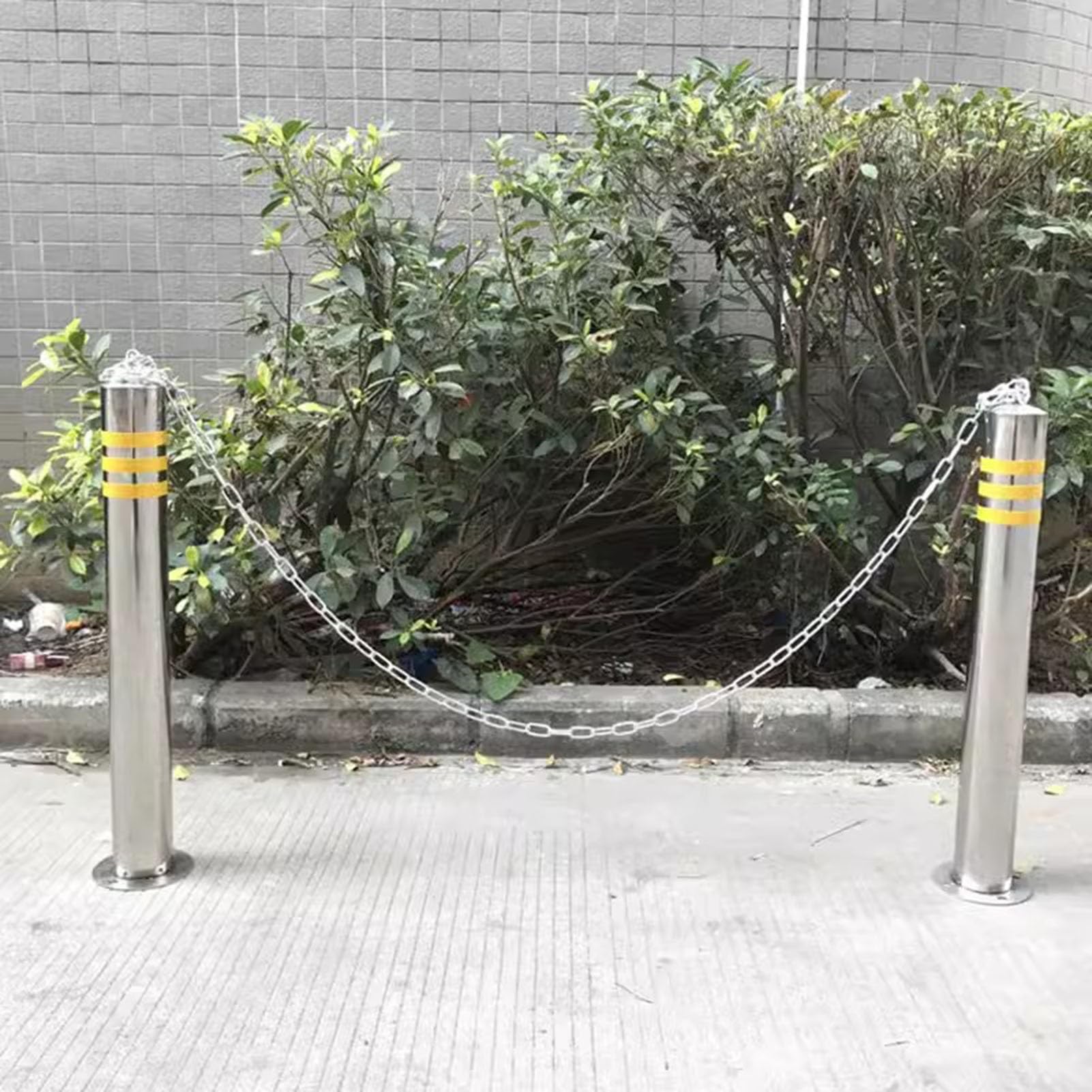 Driveway Posts With Chain And Light Gate Styles 101 Creative Door