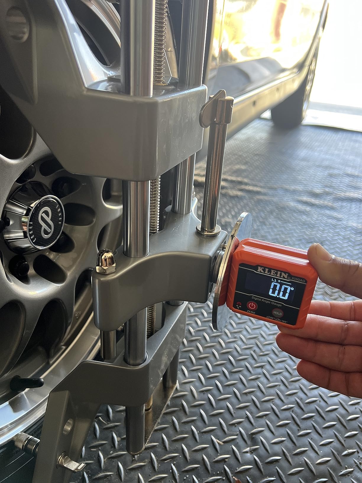 $22/mo - Finance Zackman Scientific AutoSolo Universal Wheel Clamp ...