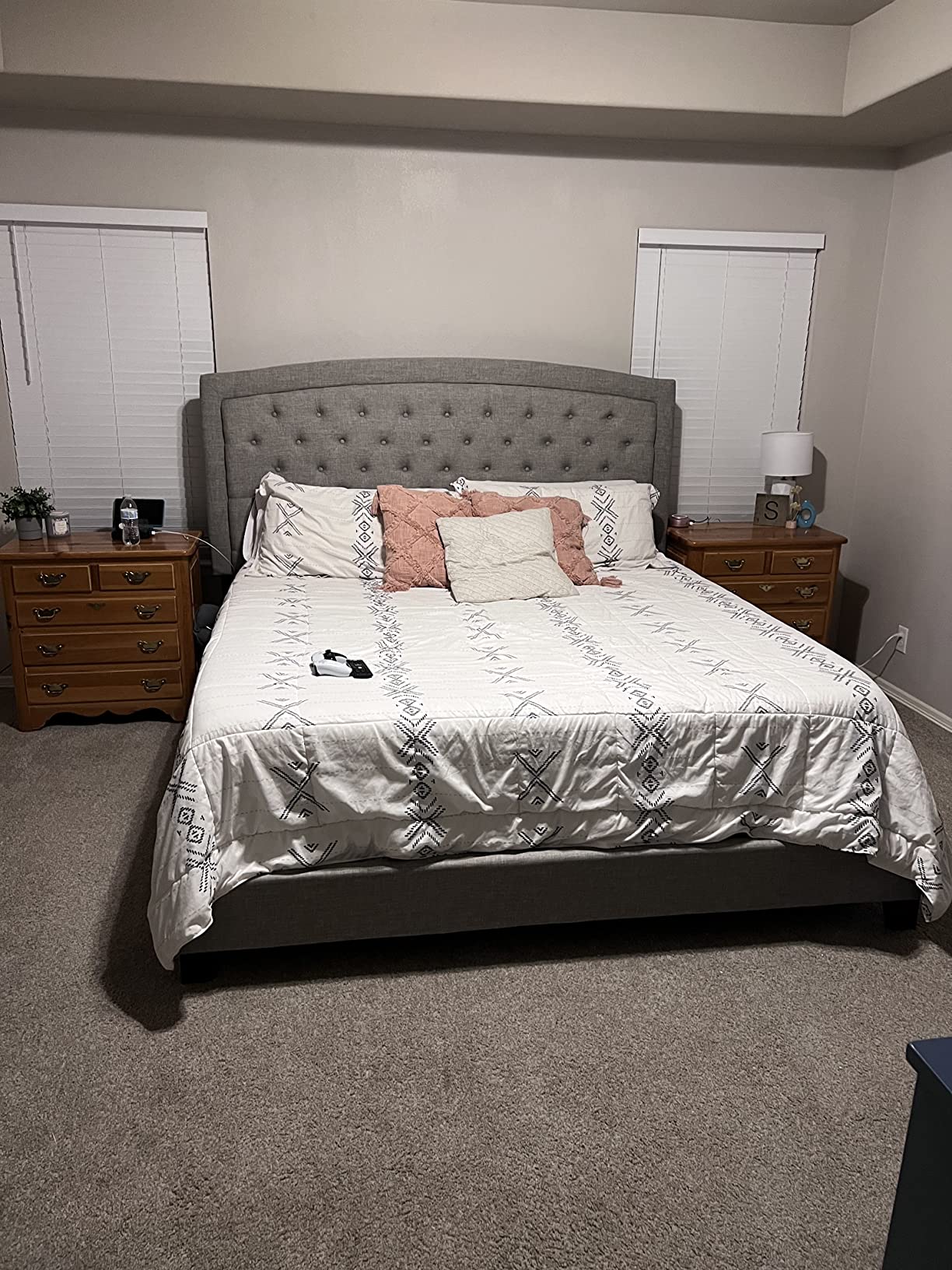 $27/mo - Finance Signature Design by Ashley Jerary Farmhouse Button ...