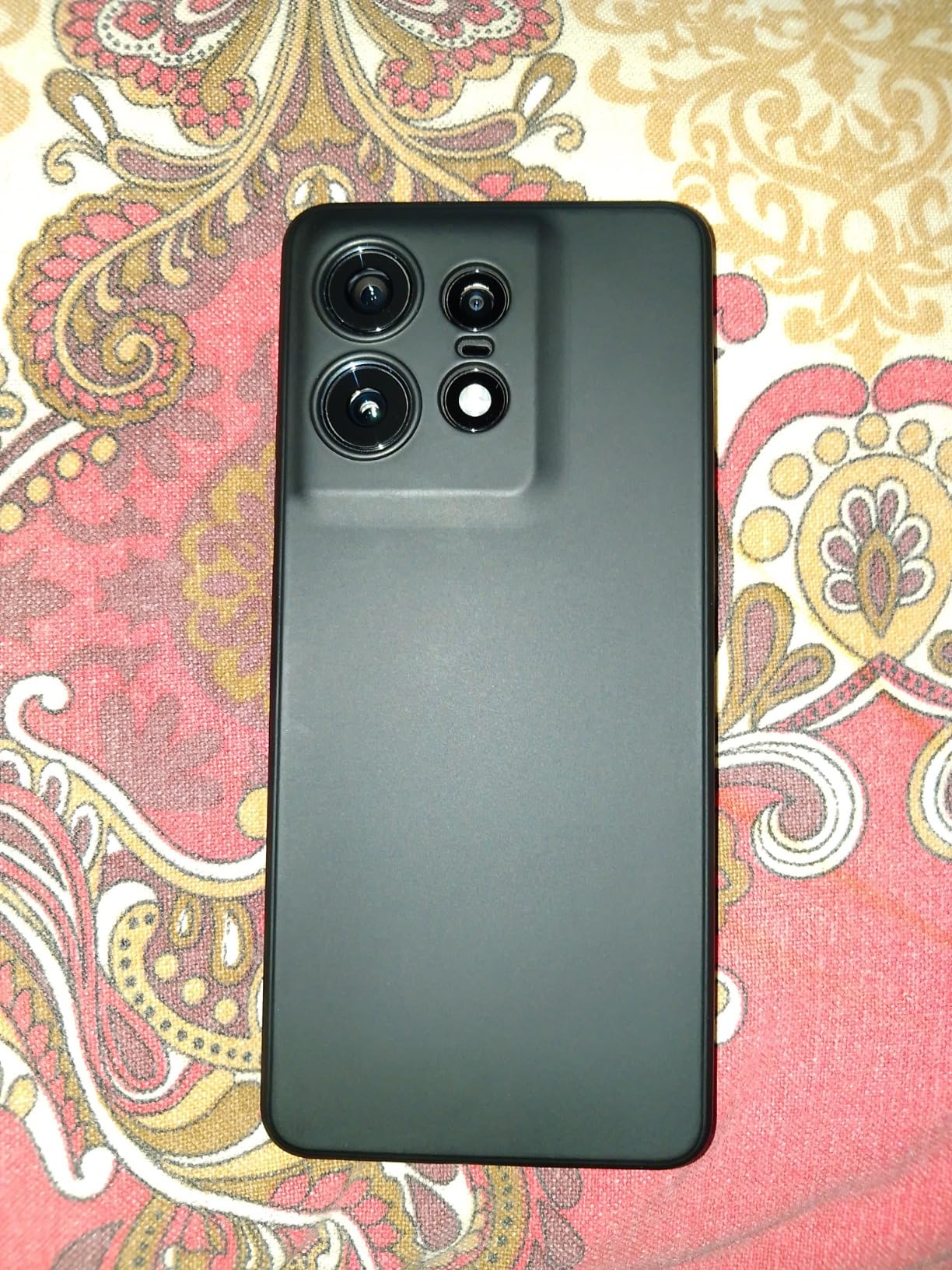 TheGiftKart Genuine Liquid Silicone Back Cover Case for Motorola Edge ...