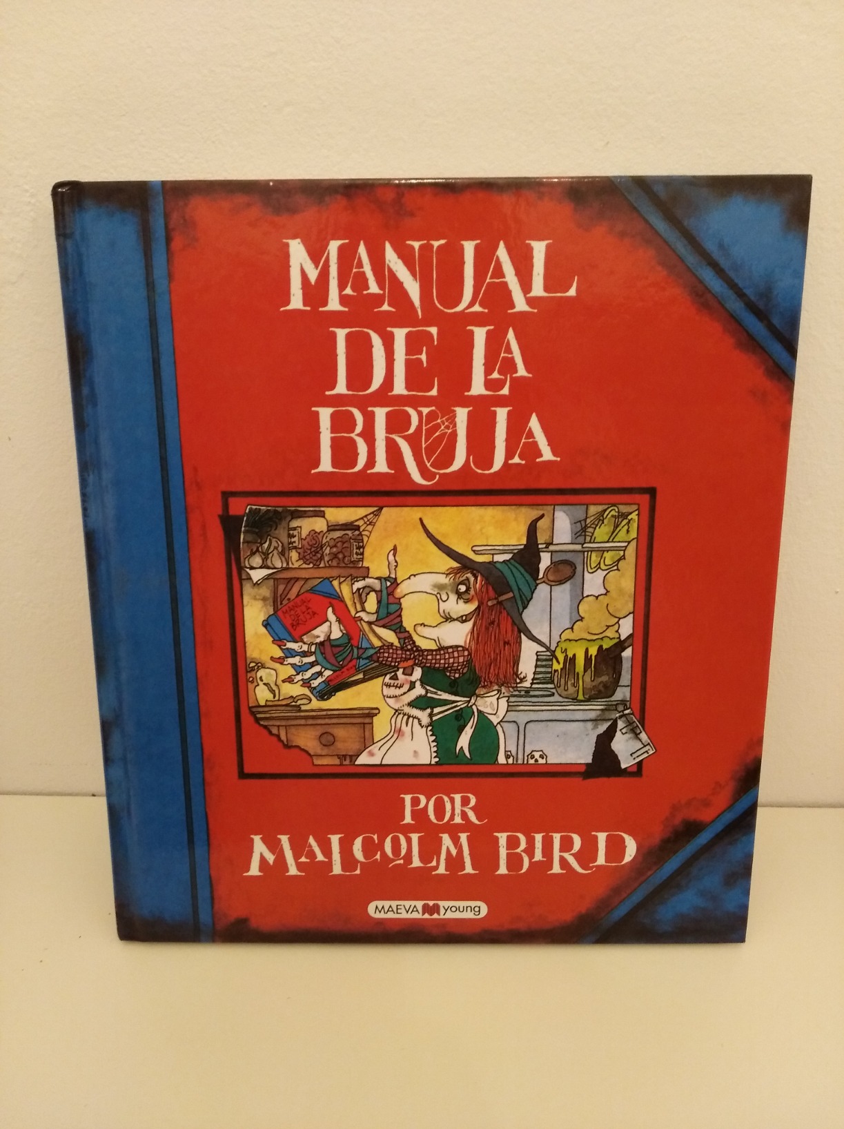 Manual de la bruja: El libro de referencia para ser la bruja más ...