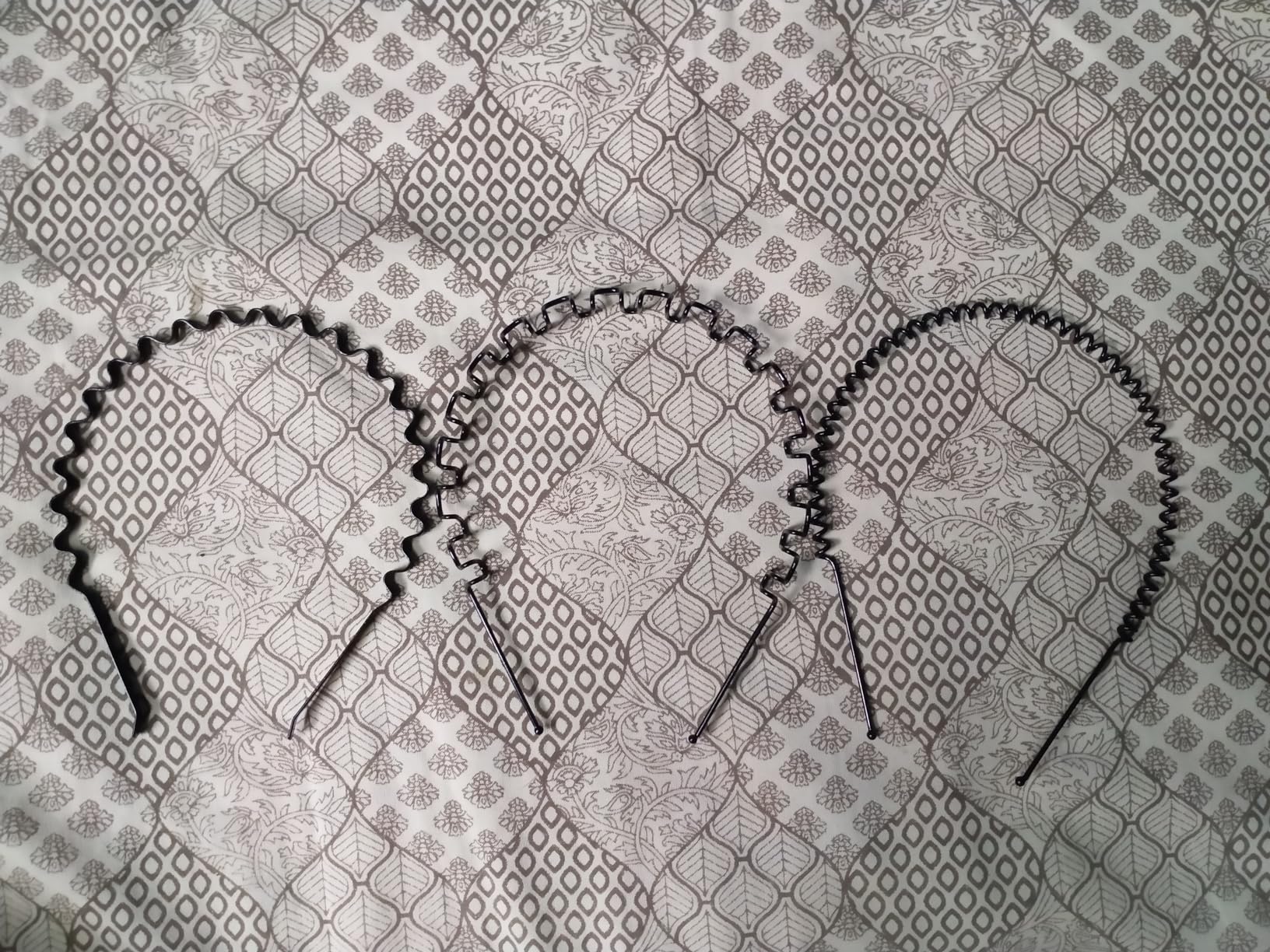 Flysales® 6 Pieces Black Flexible Metal Wavy,Spring Zig Zag,Chain and ...