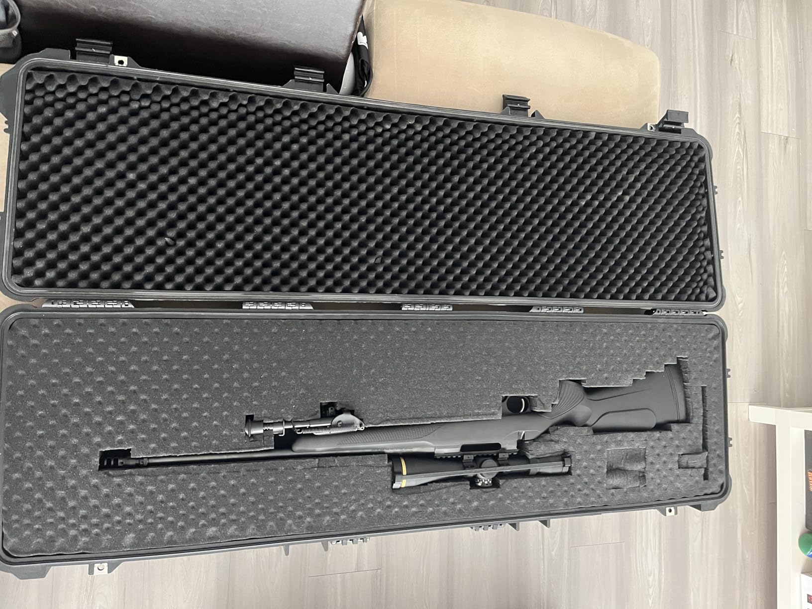 Amazon.com: Bushnell 53 Inch Extra Large Hard Rifle Case, Waterproof ...