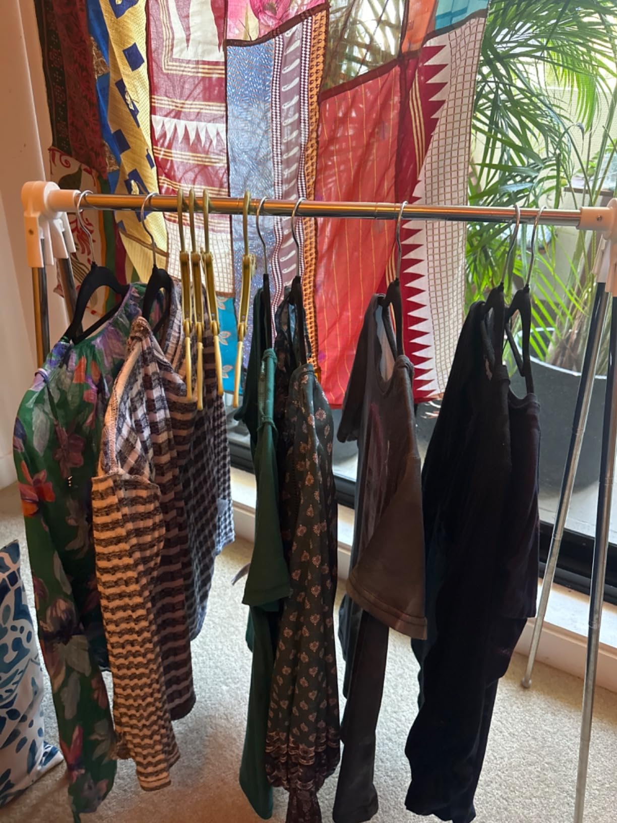 SYAMEET Travel Portable Garment Rack, Foldable Clothes Rack, Can be ...