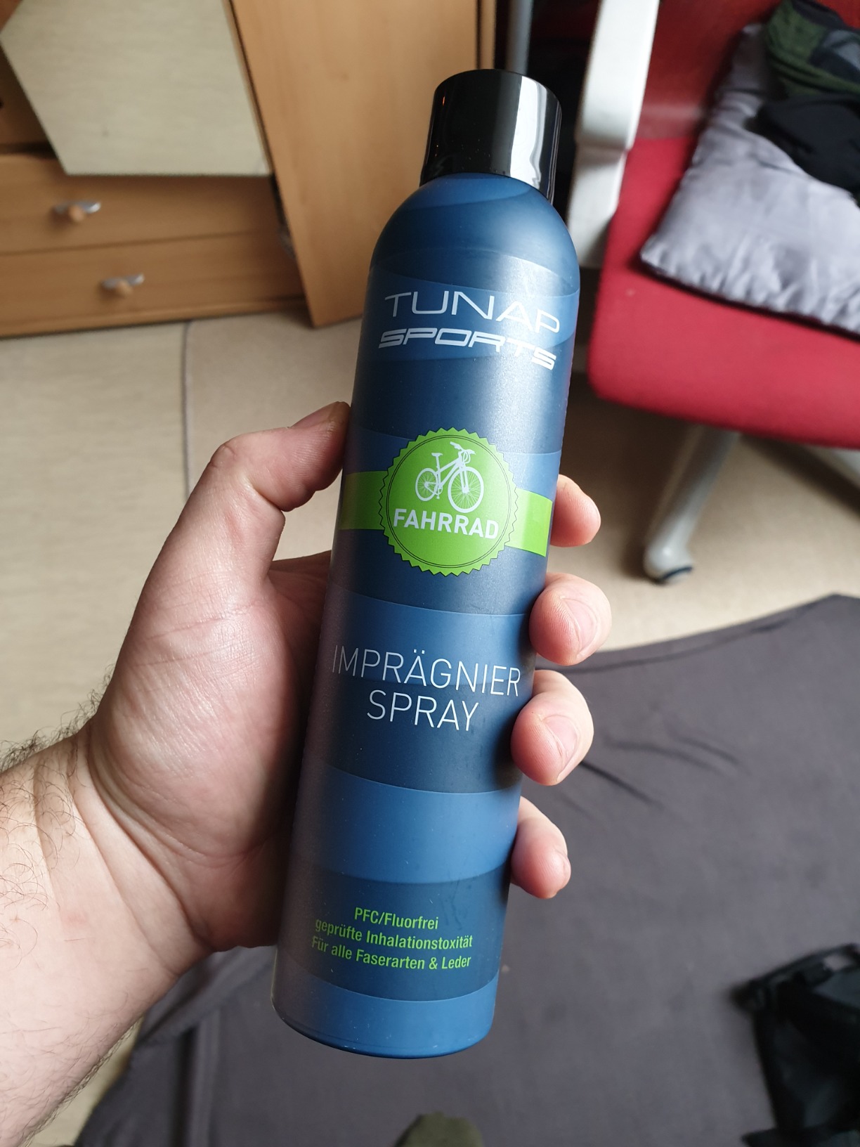 TUNAP Imprägnierspray 300 ml, schützt Textilien beim Outdoor Sport ...