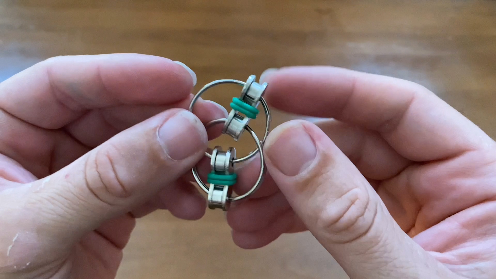 Watch Fidget Demo - Flippy Chain Sensory Toy on Amazon Live