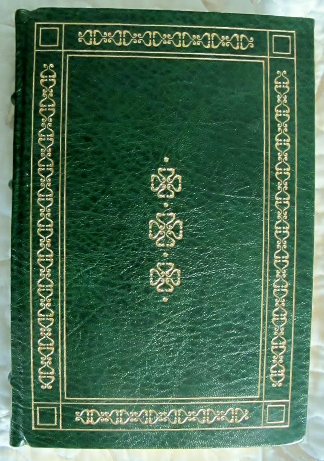 Gimpel the fool and other stories / Isaac Bashevis Singer ; illustrated ...