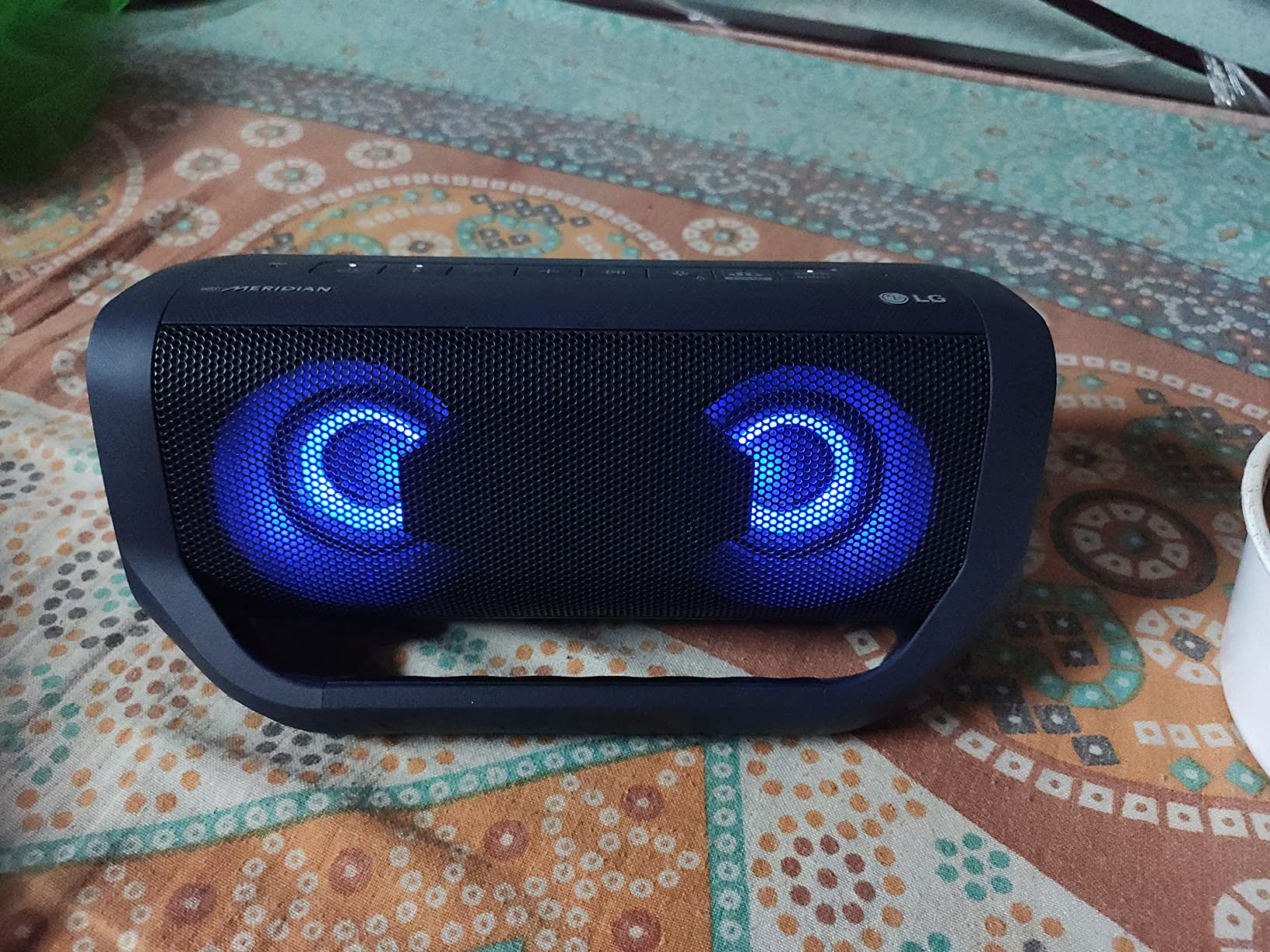 LG XBOOM Go PN5 Wireless Bluetooth Portable Speaker (Black) : Amazon.in ...