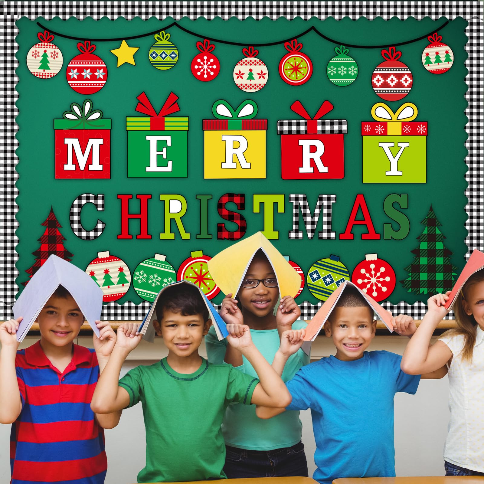 Snapklik.com : 44PCS Christmas Paper Bulletin Board Set Yuletide ...