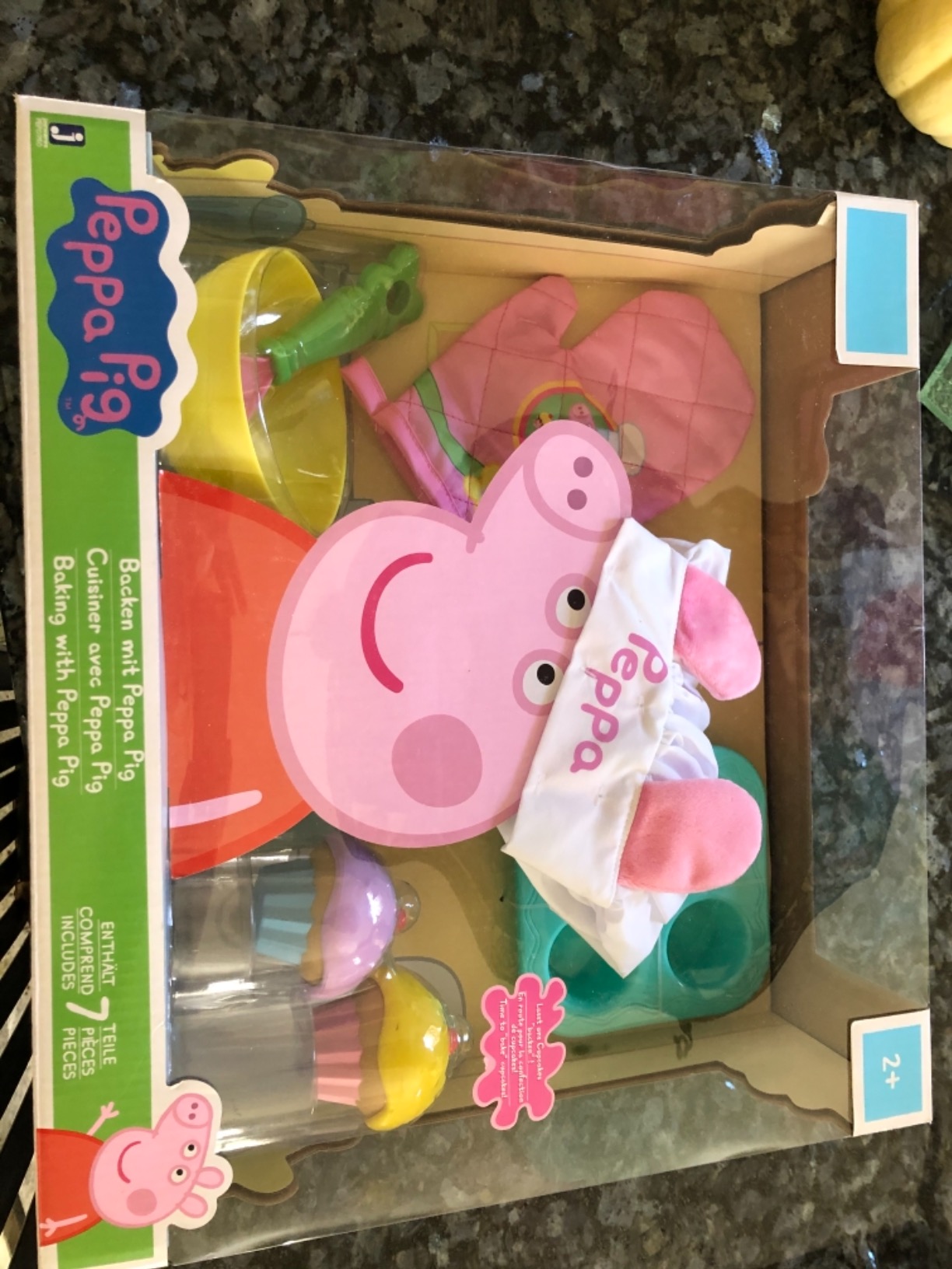 Amazon.com: Peppa Pig Baking with Peppa Roleplay Set, 7 Pieces ...