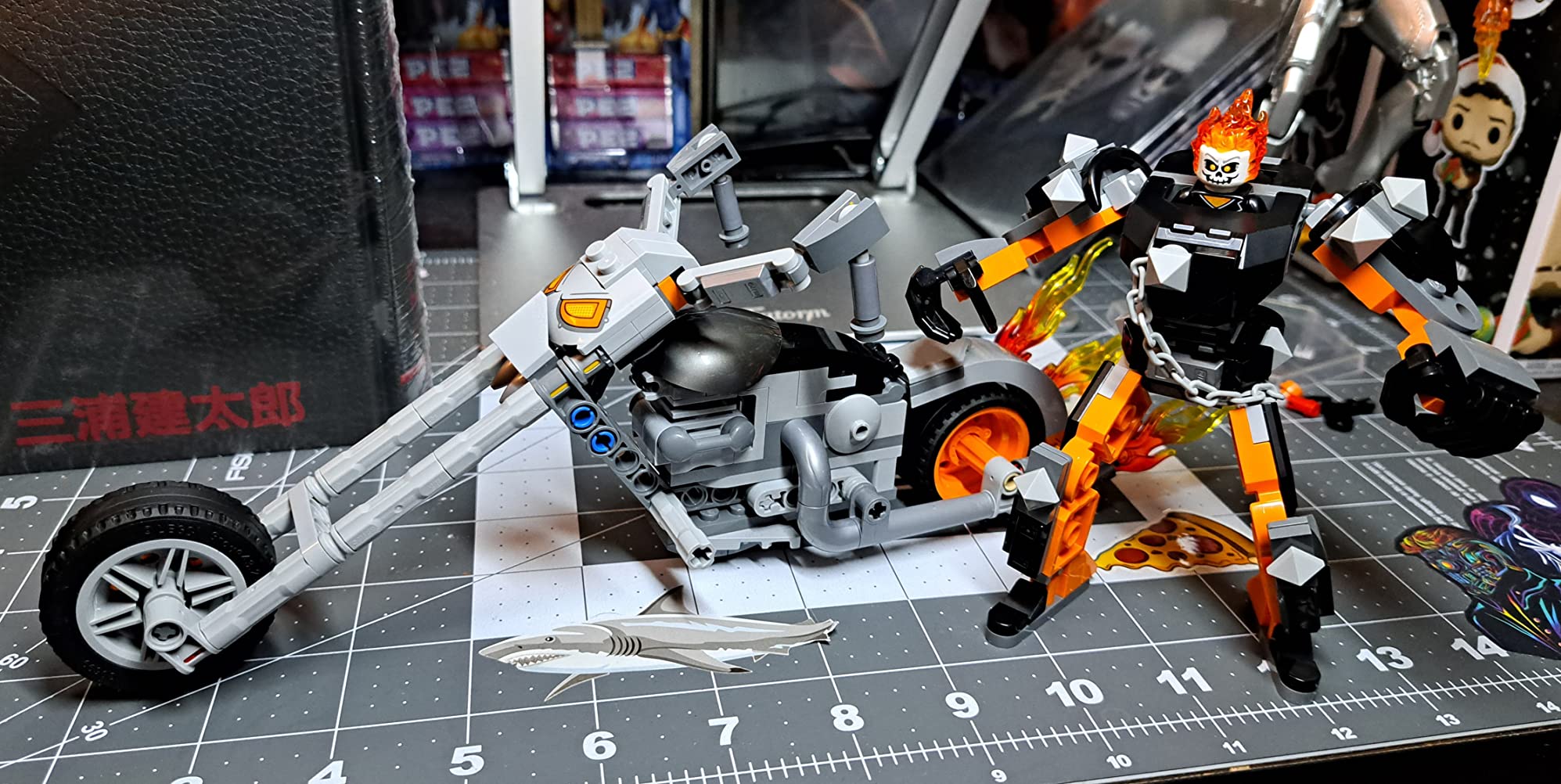 Amazon.com: LEGO Marvel Ghost Rider Mech & Bike 76245, Buildable ...
