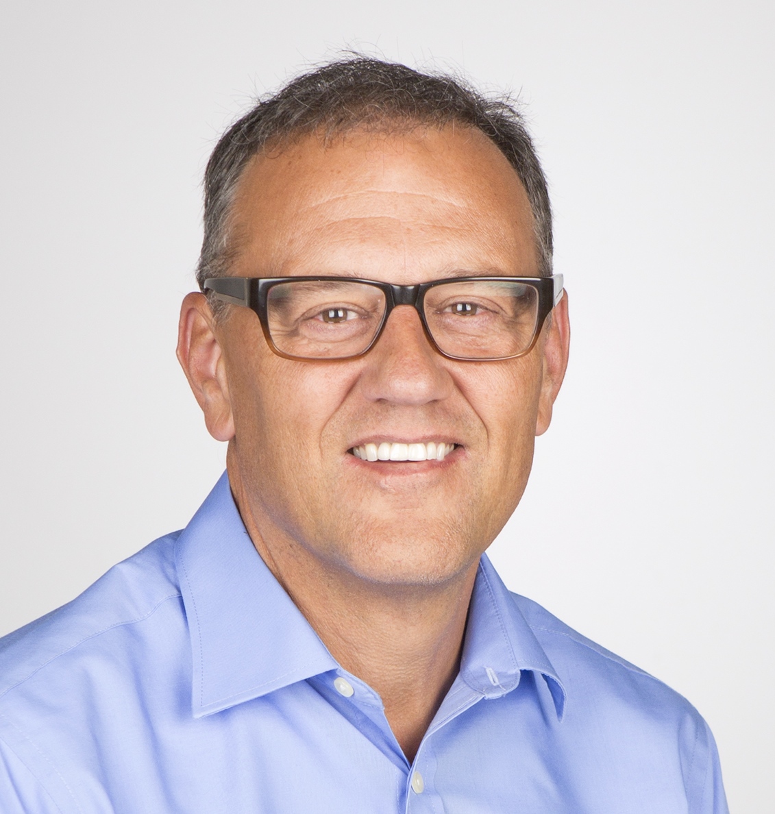 Amazon.com: Scott Larson: books, biography, latest update