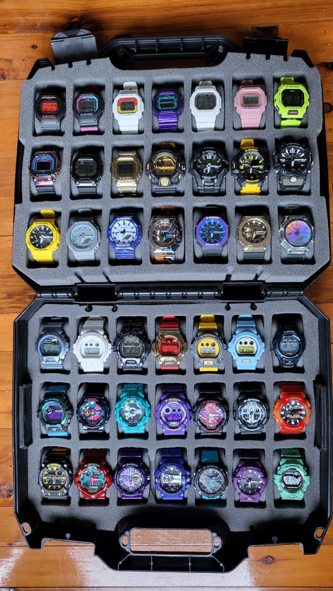 Case Club 42 Watch Carry Case - Organize & Protect Your Watch ...