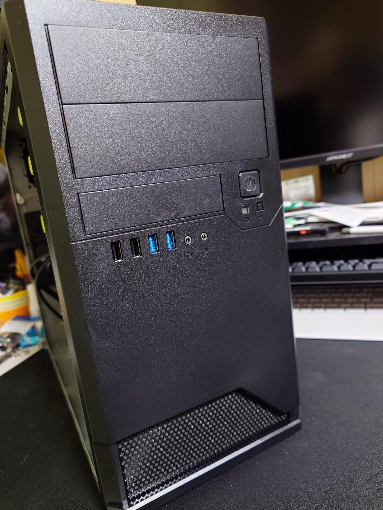 Amazon.co.jp: IN WIN PCケース micro-ATX IW-EM048 ブラック : パソコン・周辺機器