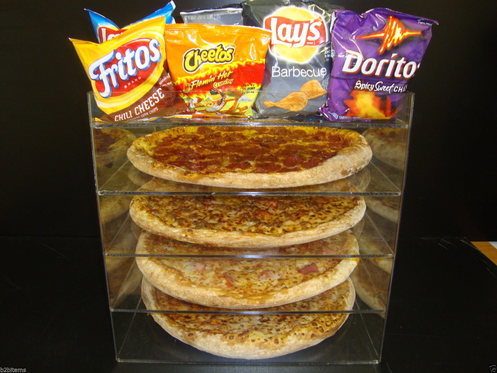 Pizza Showcase Retail Store Display Cases - Design Talk