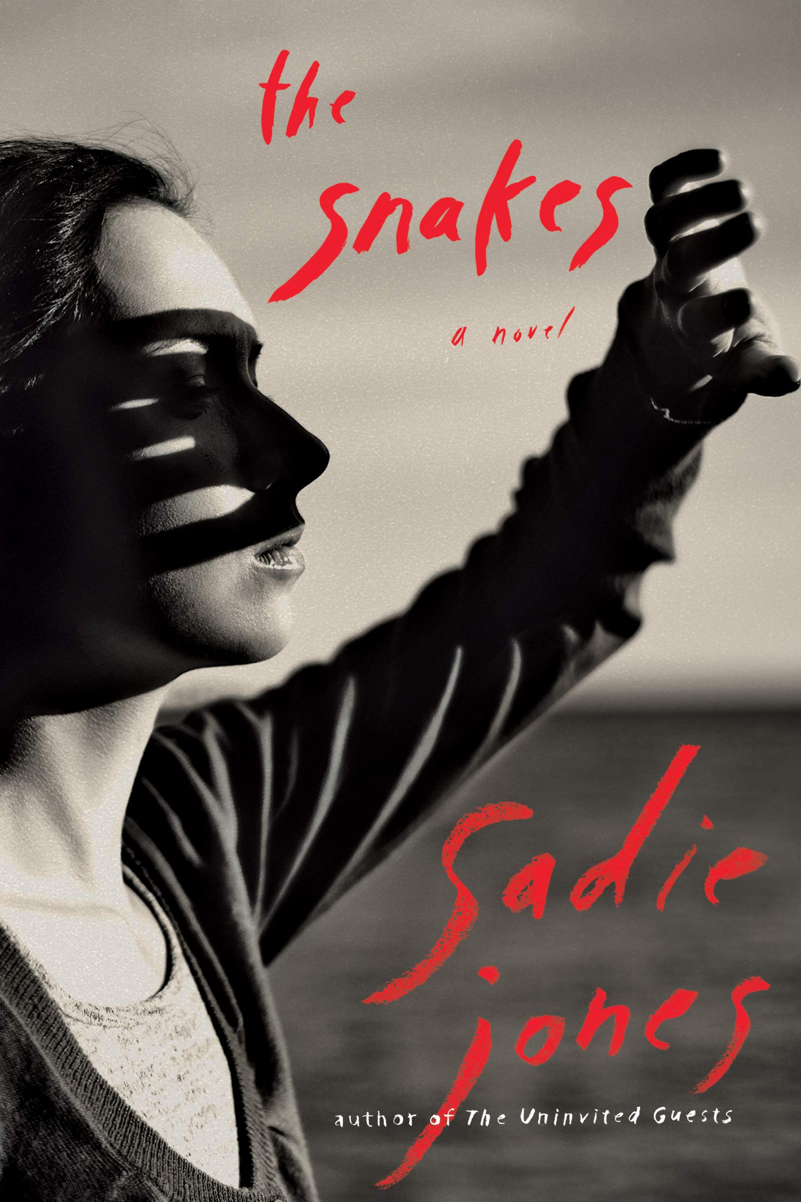 Amazon.com: The Snakes: A Novel: 9780062897039: Jones, Sadie: Books