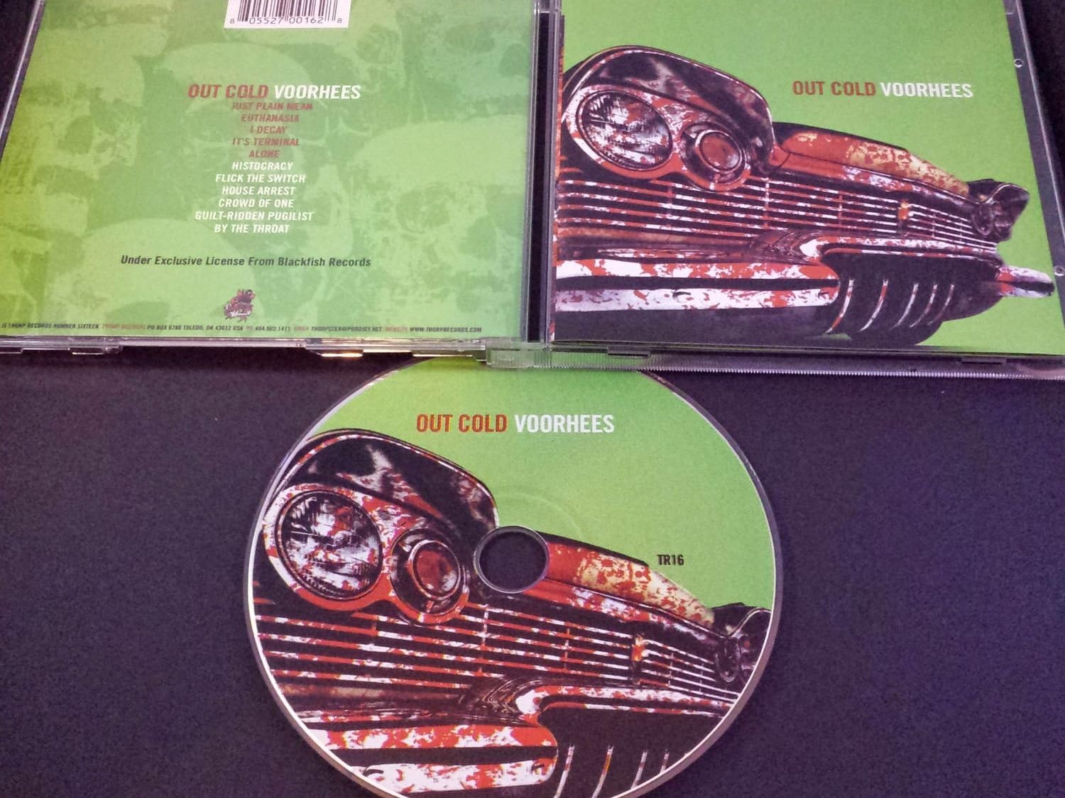 Out Cold/Voorhees [Split CD] | Amazon.com.br