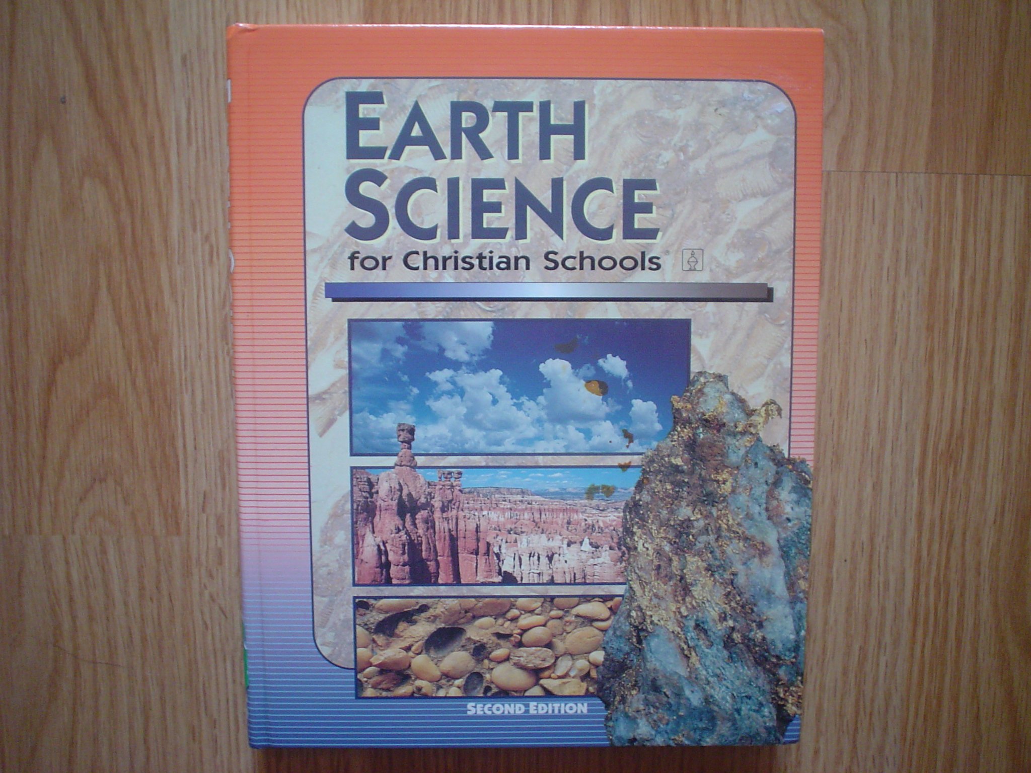 Earth Science for Christian Schools: George Mulfinger: 9780890846124 ...